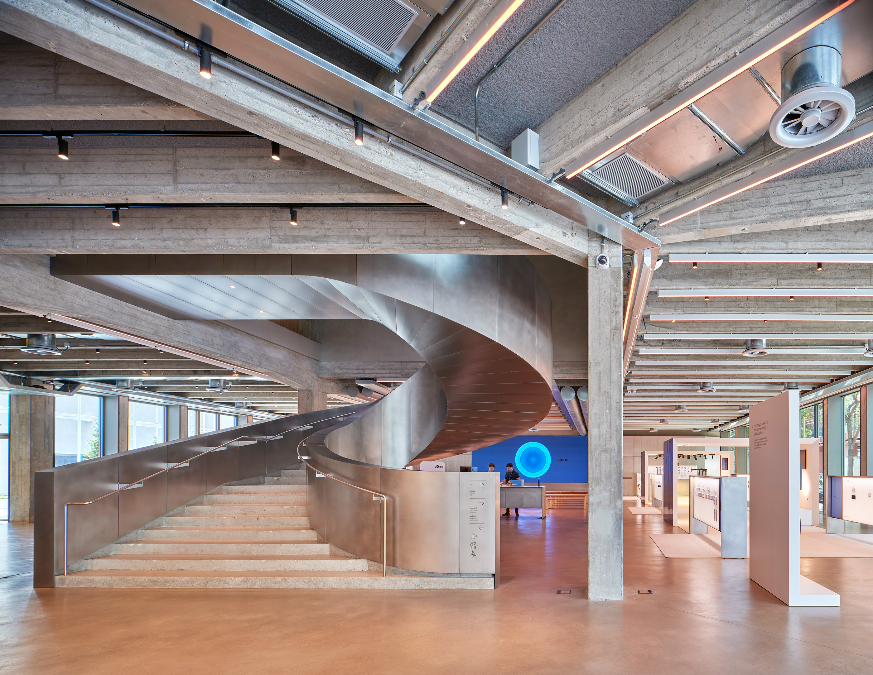 SWITCH - New Simon Headquarters by b720 Fermín Vázquez Arquitectos ...