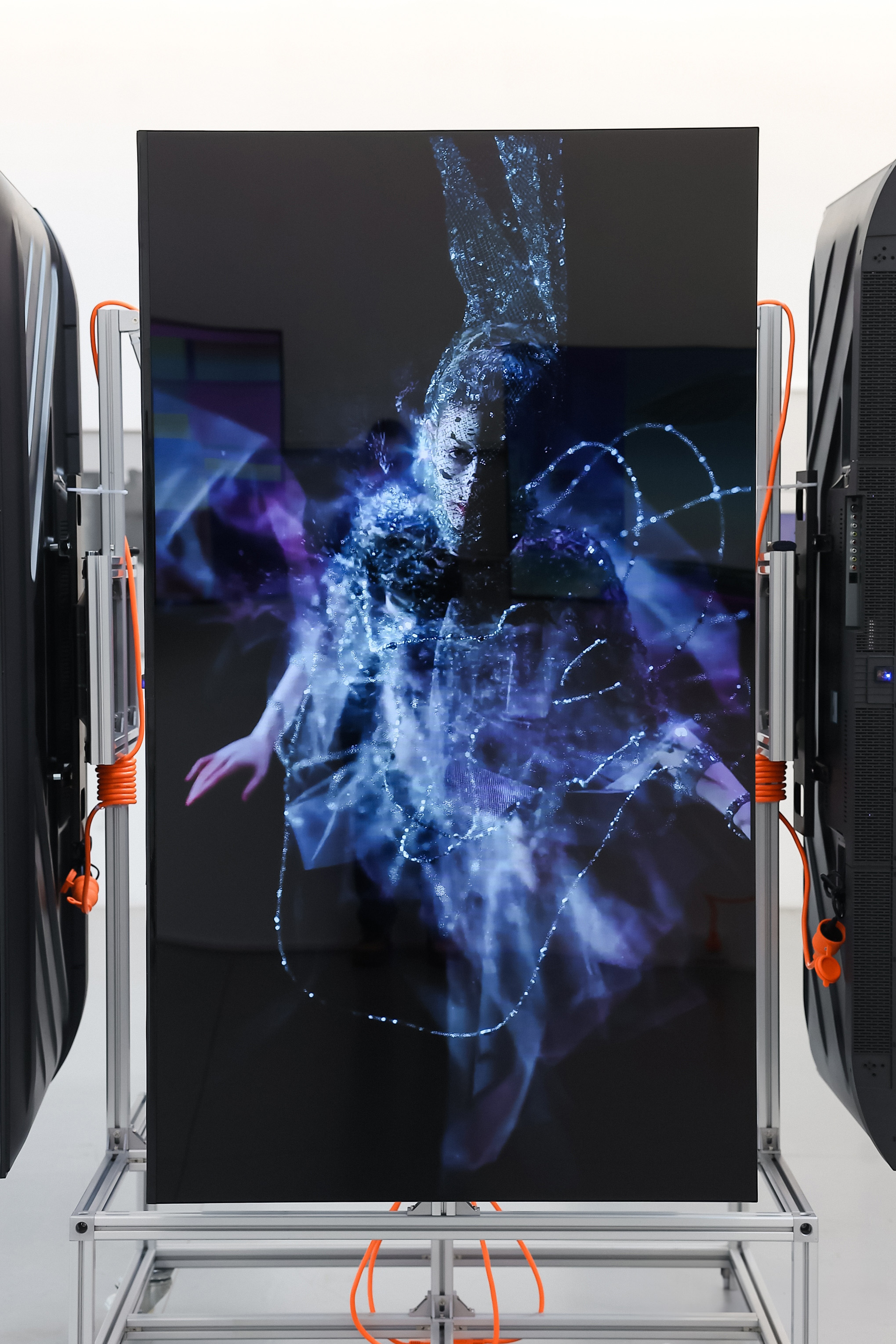 The Multidimensional Image Group Exhibition in 798 Block by UNFOLD ...