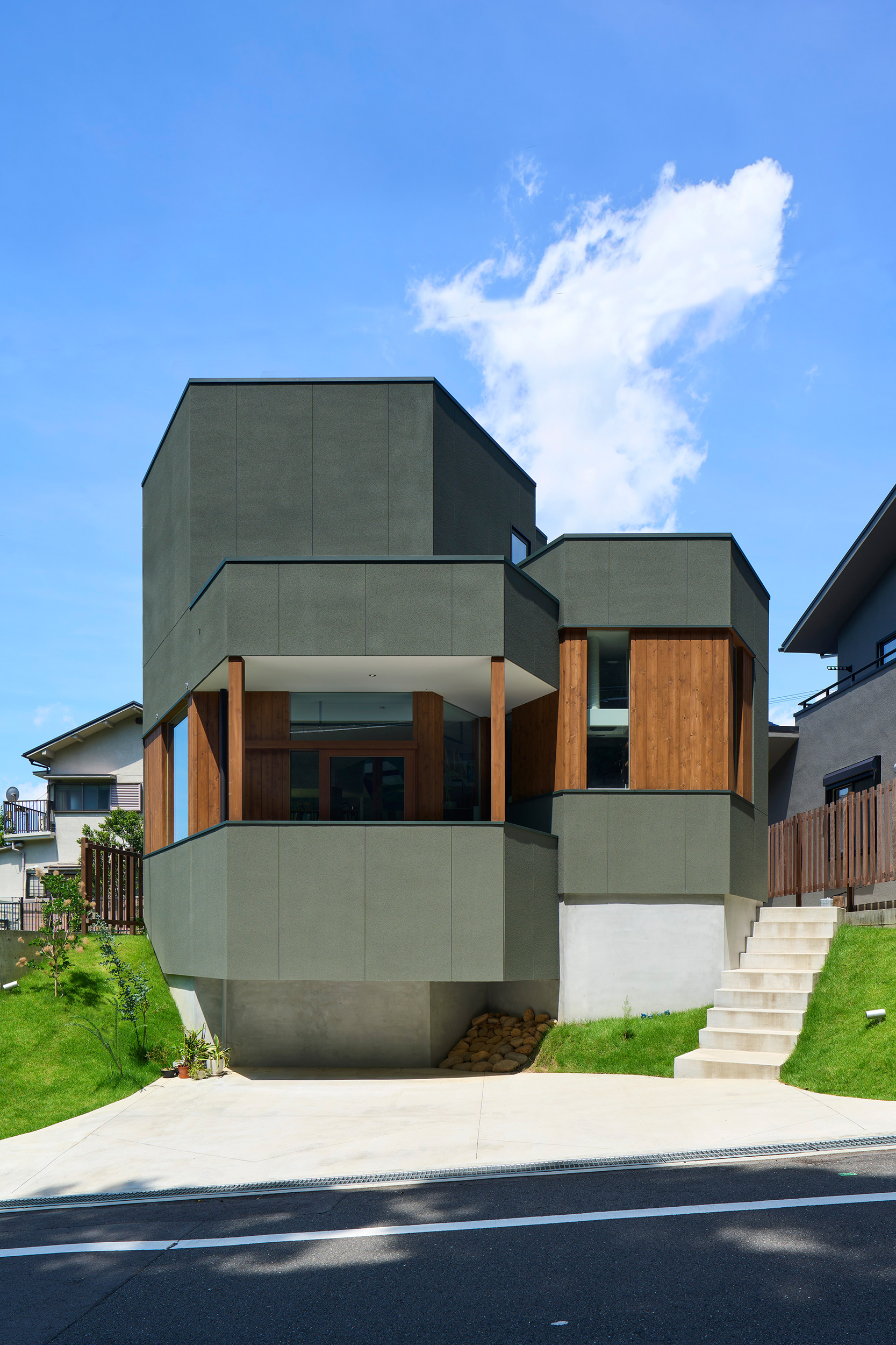 Hokusetsu Polygon House by Fujiwaramuro Architects - Architizer