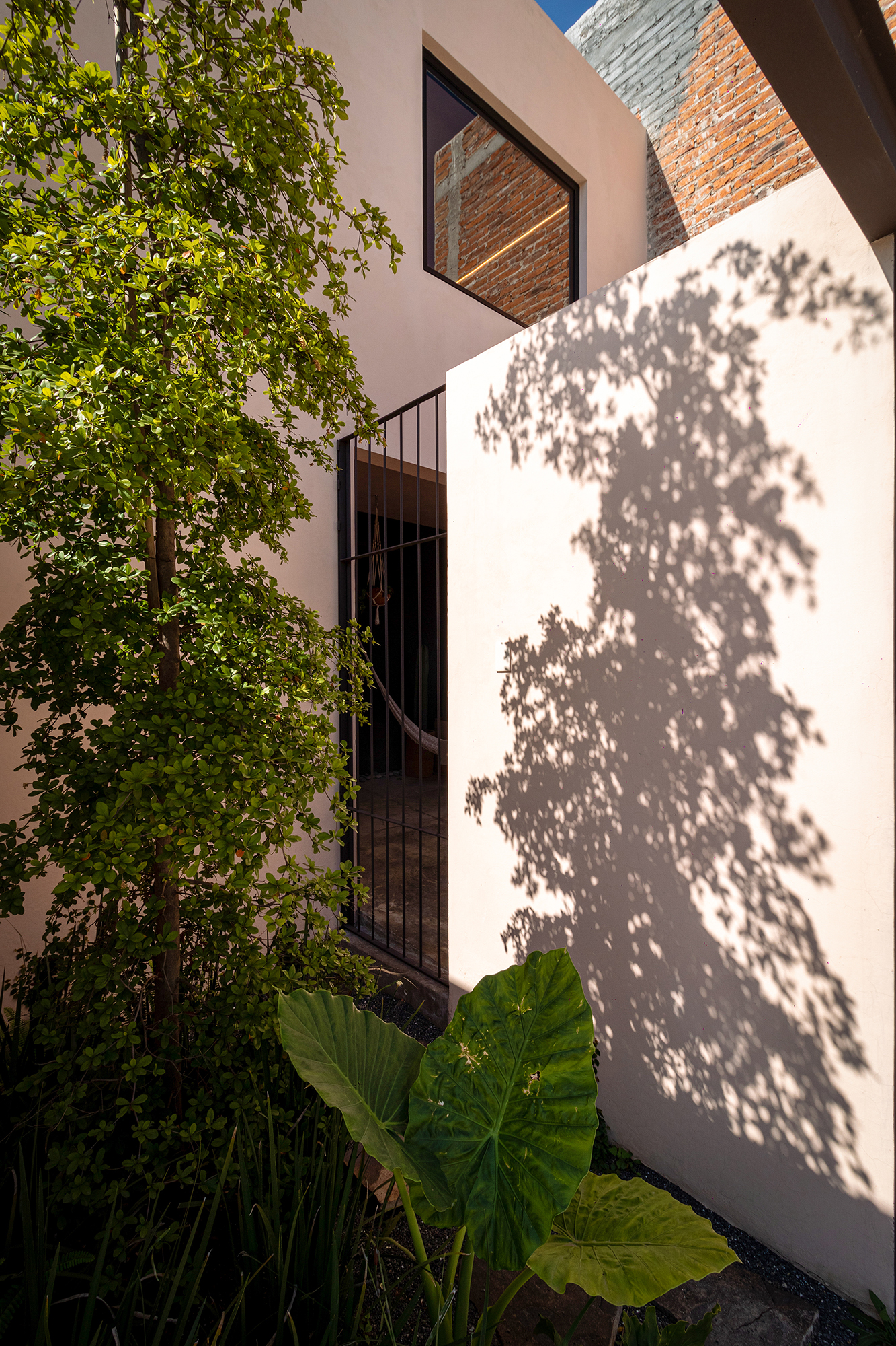 Pedregal 09 House by 21arquitectos - Architizer