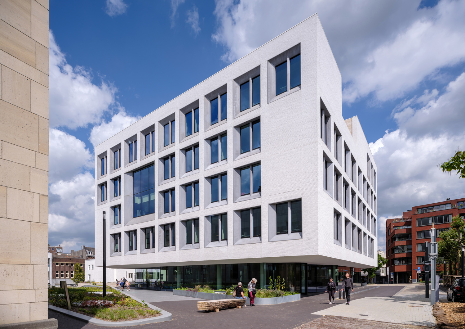 Heerlen City Hall and Municipal Offices by Mecanoo - Architizer