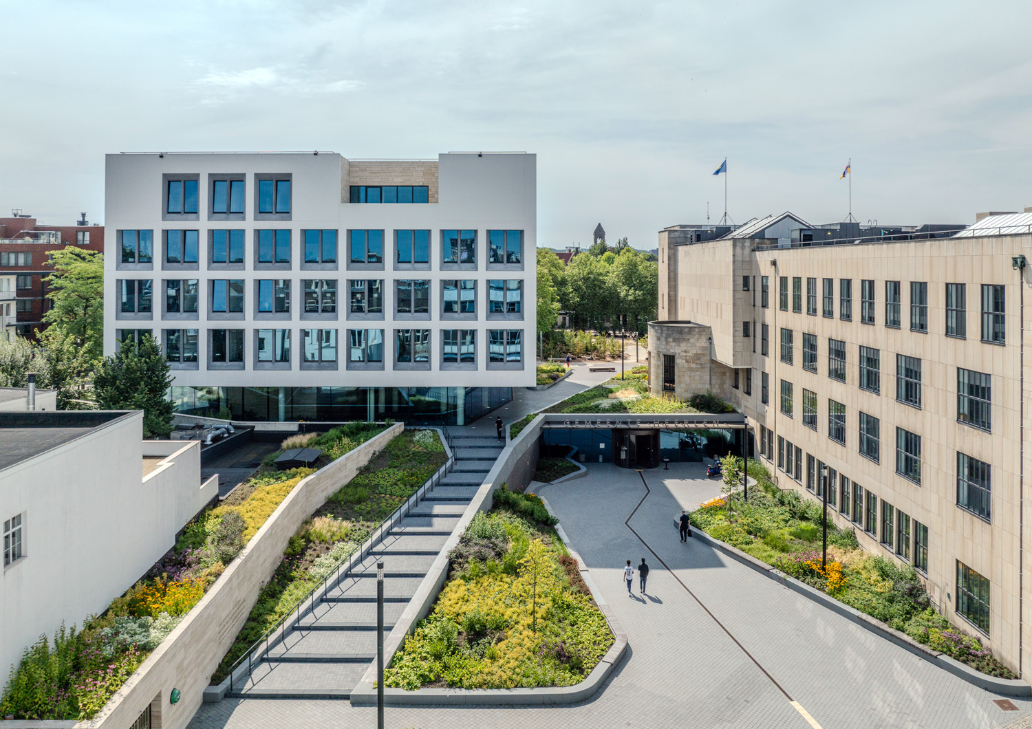 Heerlen City Hall and Municipal Offices by Mecanoo - Architizer