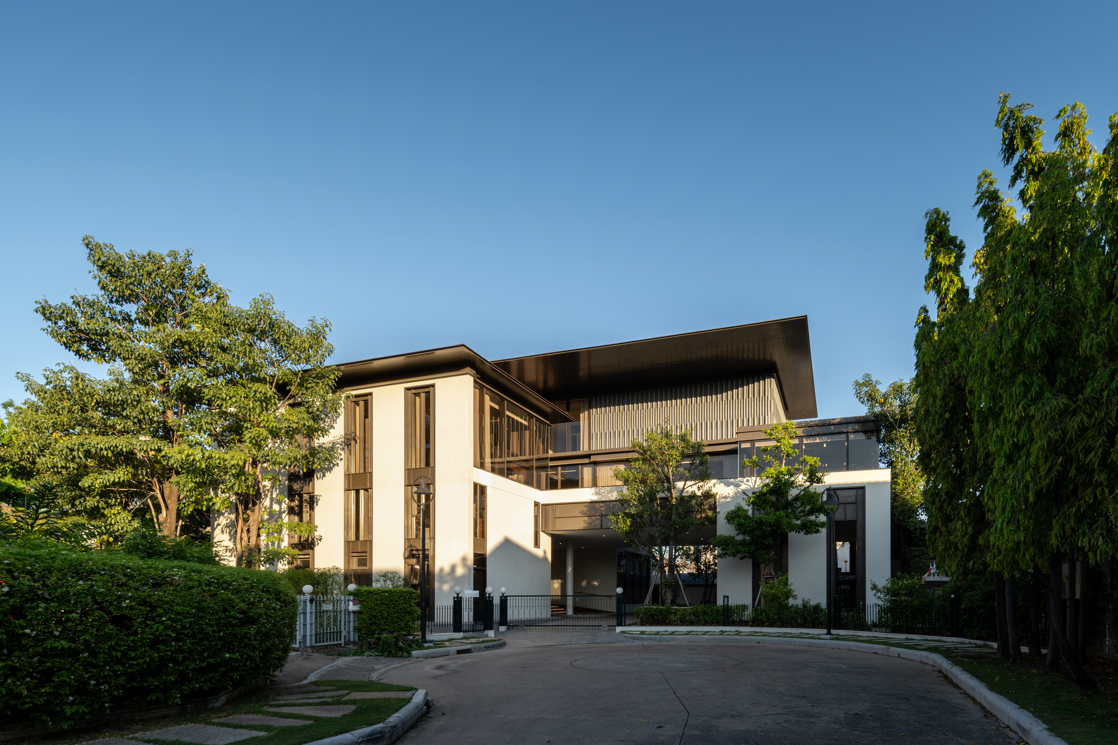Everyday Vacation House by SPACE | STORY | STUDIO - Architizer