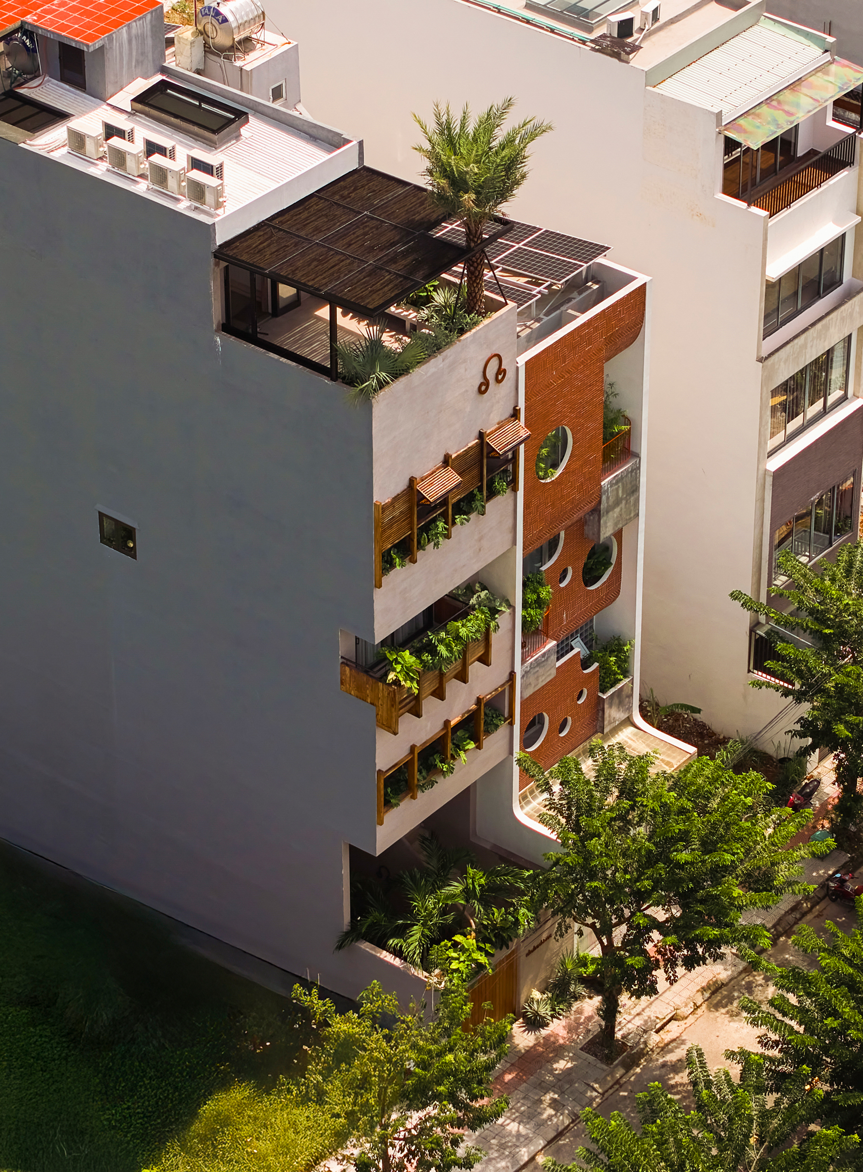 Octopus House - Sustainable Multifunctional Living in Vietnam by Tar ...