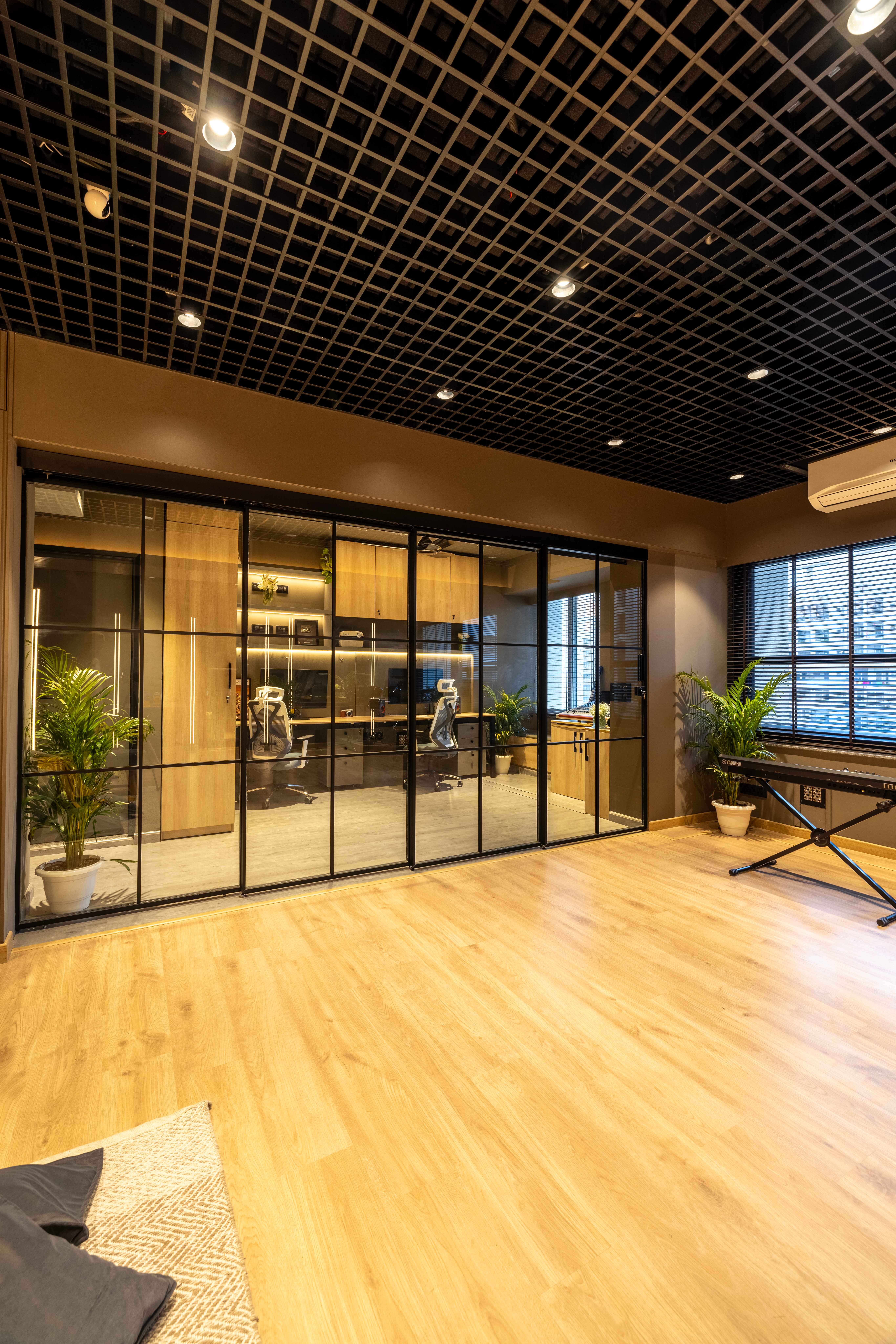 Twin Strings Studio by Resaiki Interiors And Architecture Design Studio ...