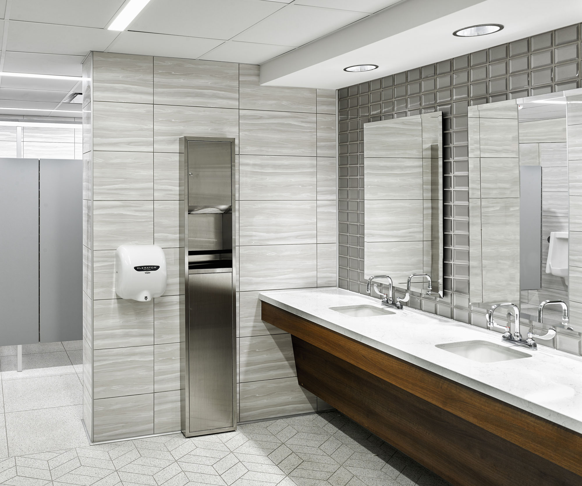 Idea 4077439: Illinois Department of Transportation Hanley Building ...