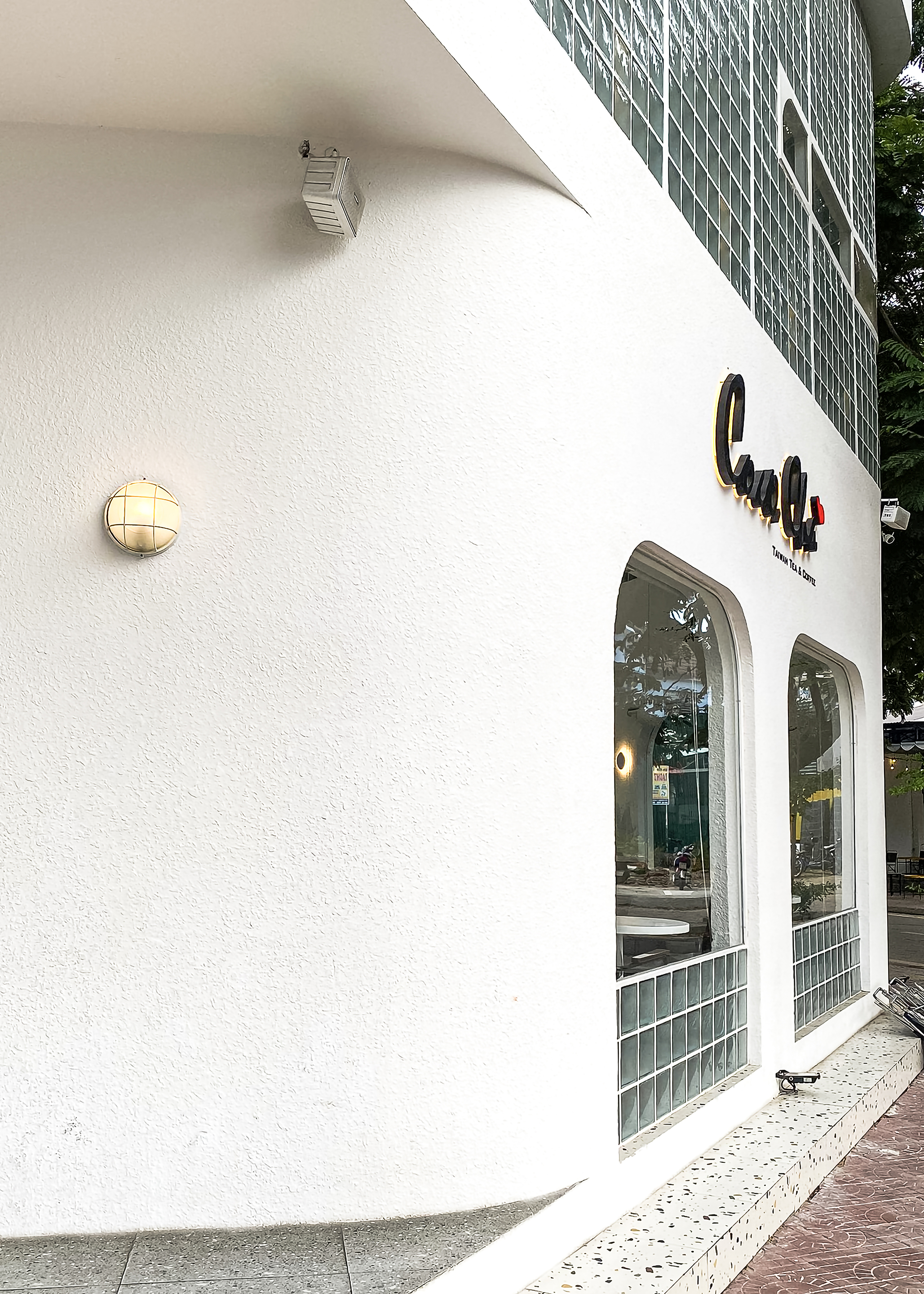 CoCo Cha Taiwan Tea & Coffee – White Lantern by PT Arch Studio - Architizer