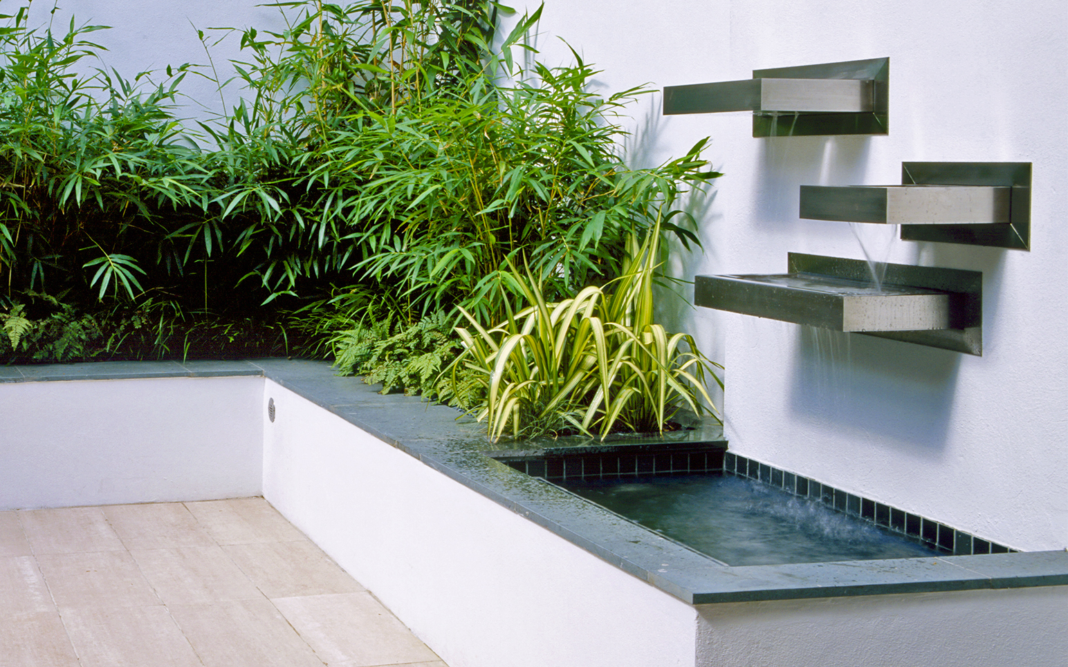 Parsons Green Courtyard Garden & Roof Terrace by Mylandscapes Roof ...