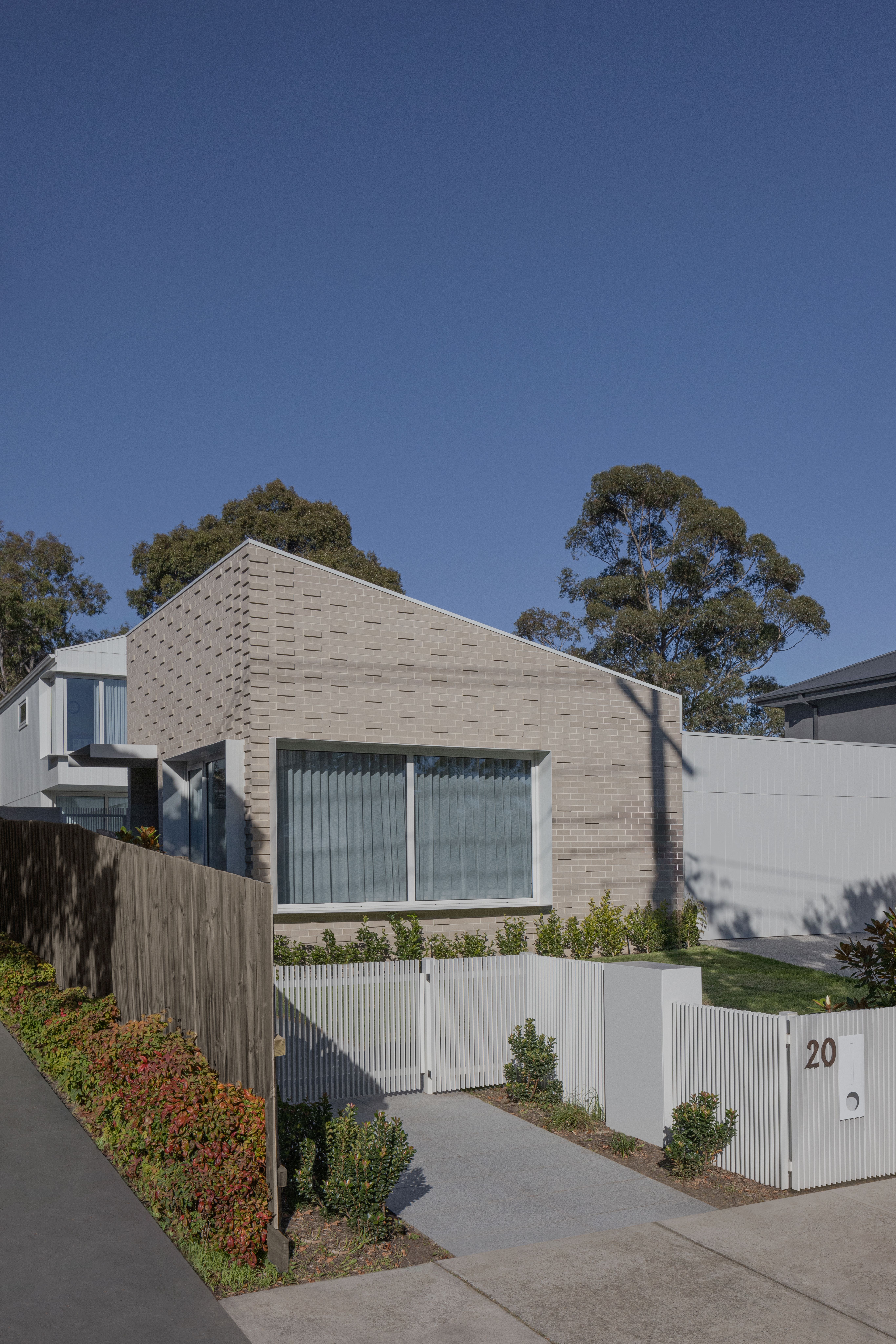 BAKER'S HOUSE by R ARCHITECTURE - Architizer