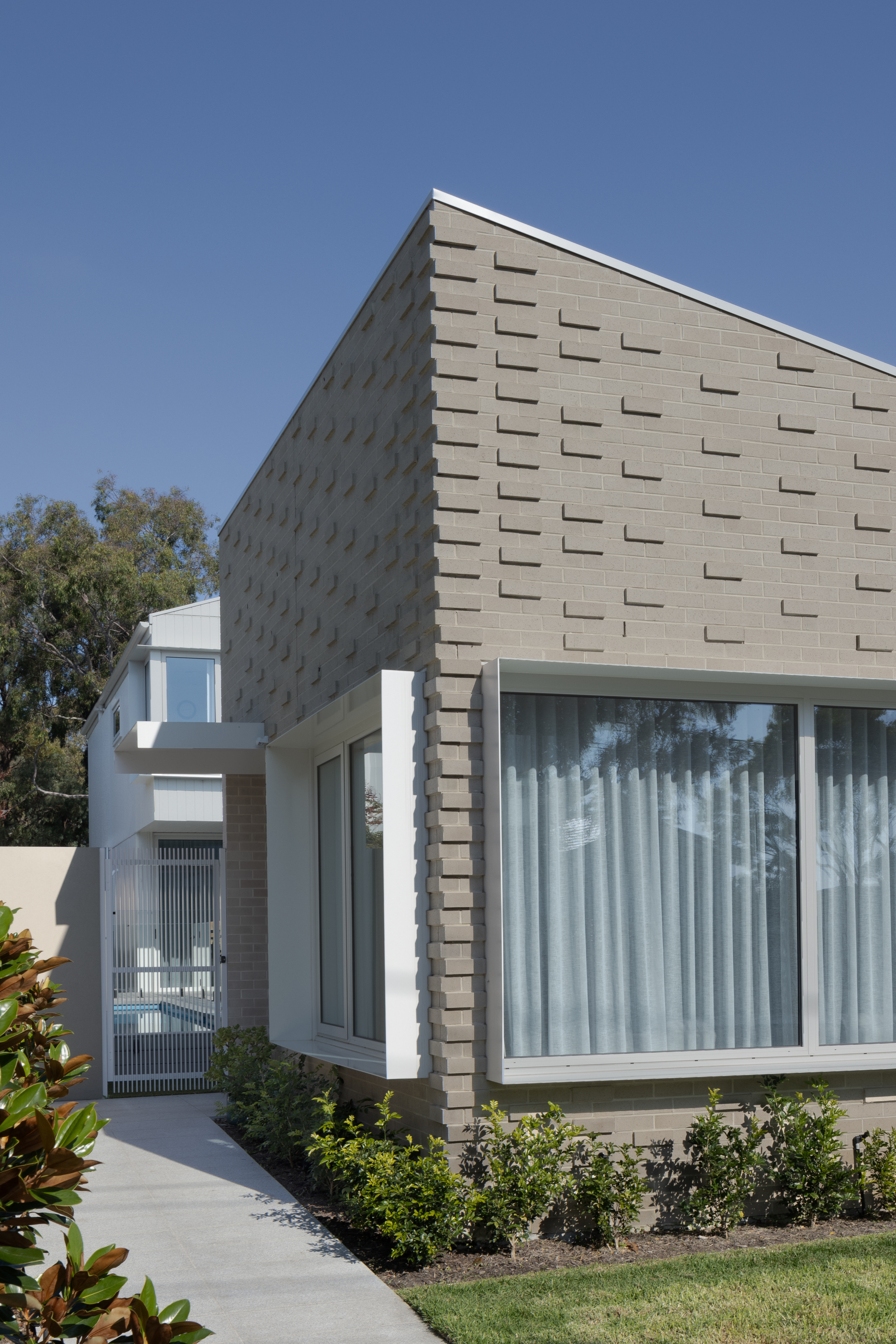 BAKER'S HOUSE by R ARCHITECTURE - Architizer