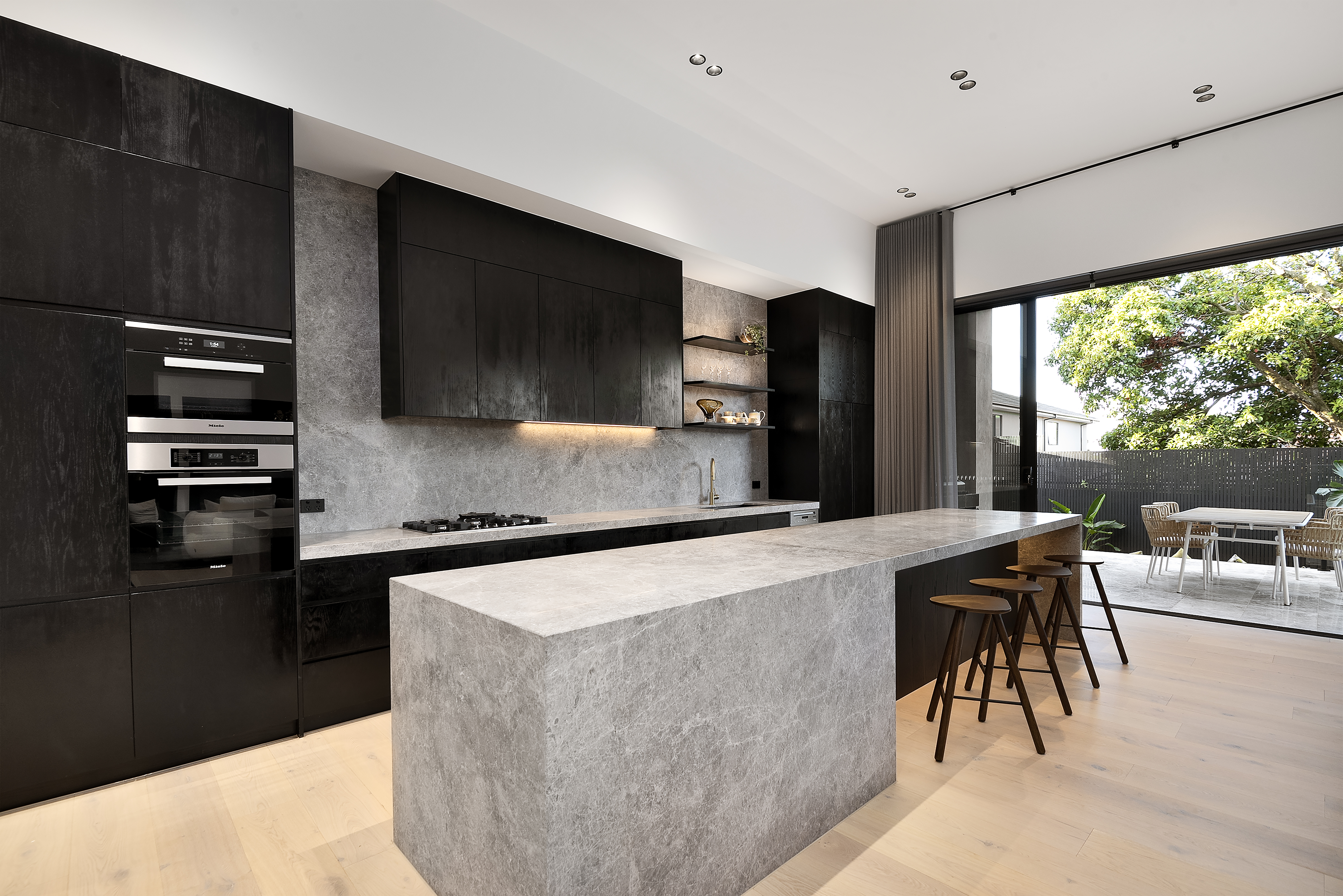CORBY HOUSE by R ARCHITECTURE - Architizer