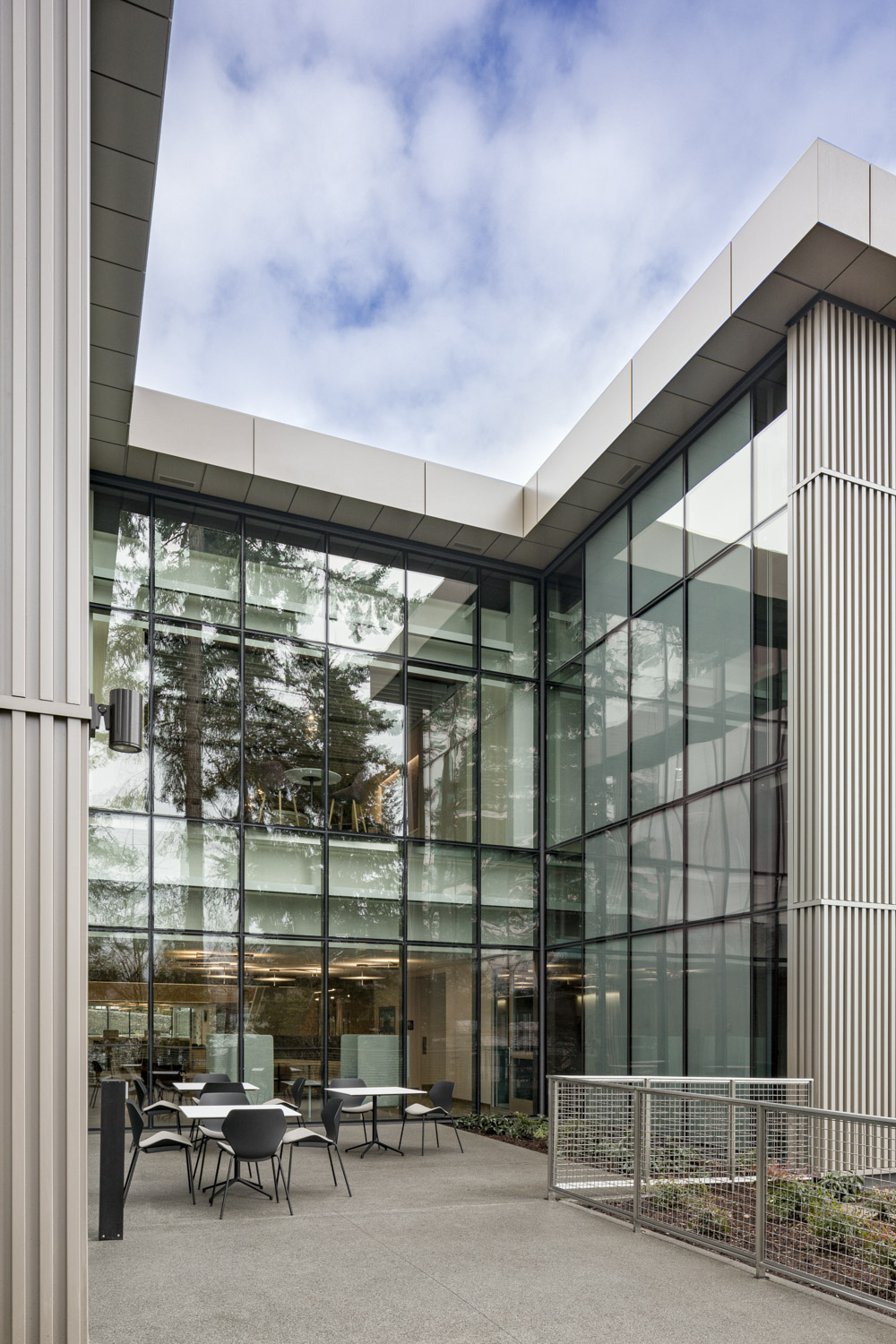 Jump Business Center by HDR - Architizer