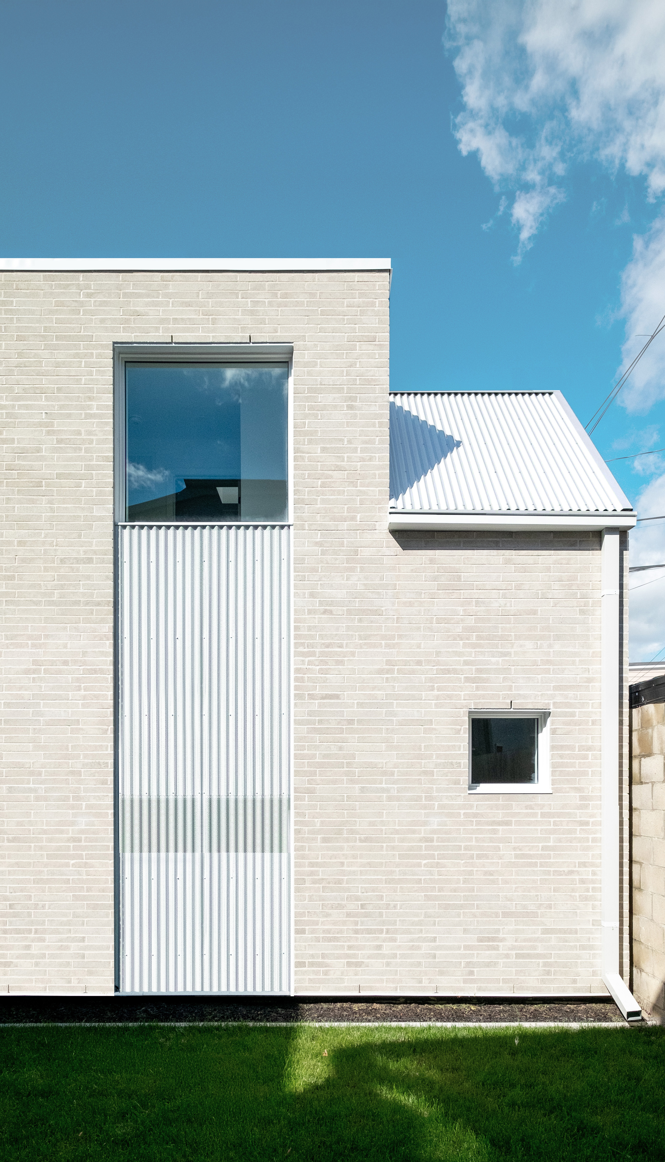 Northcliffe Laneway House by Lanescape Architecture + Construction ...