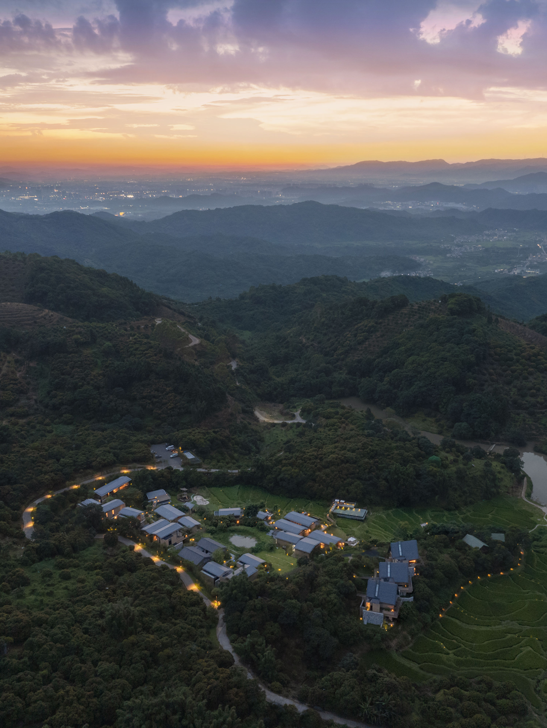 Valley Community, Guangzhou Ji Yun Yao Resort by line+ studio - Architizer