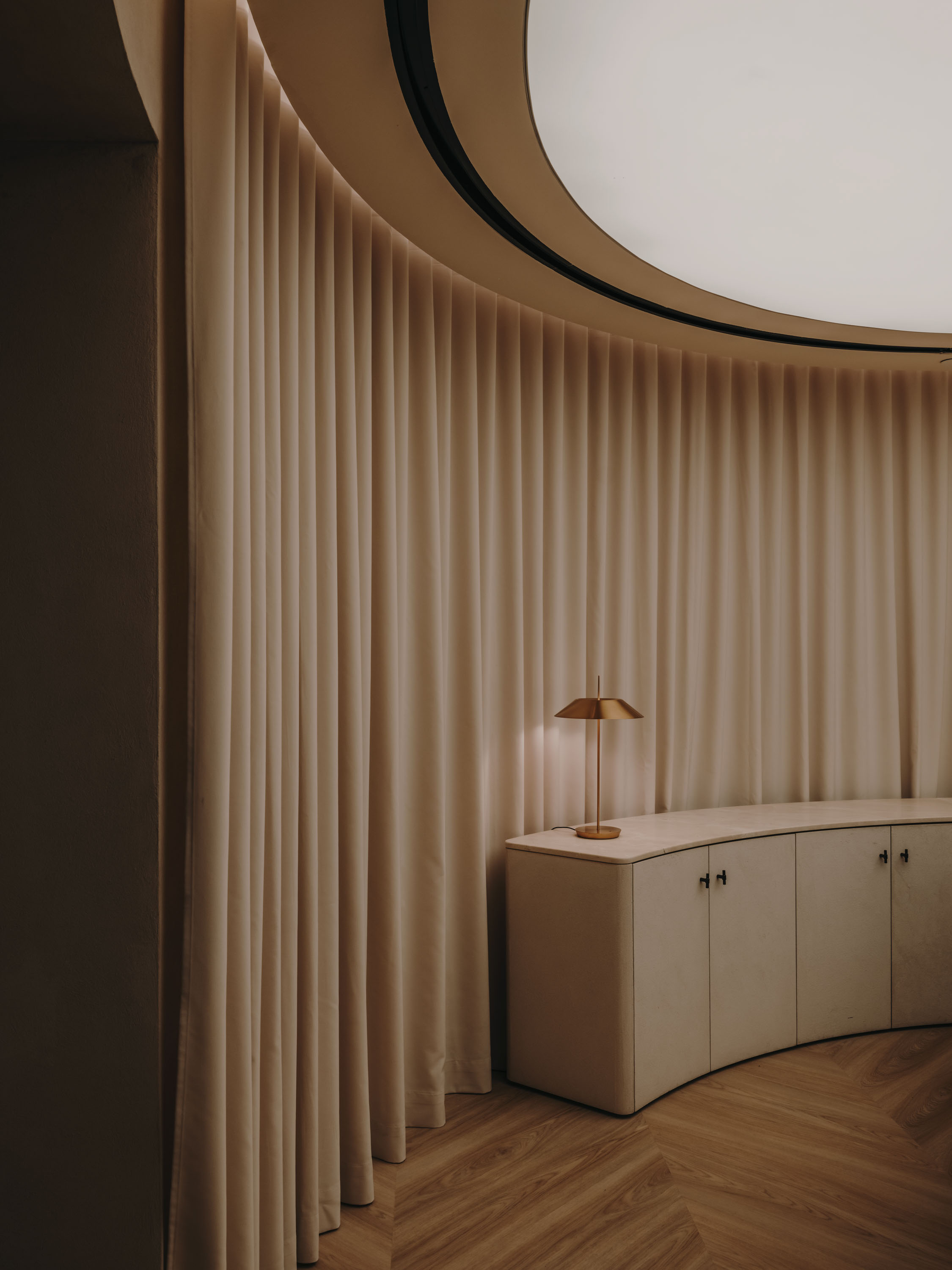 Oficinas Torre Picasso by Destudio - Architizer