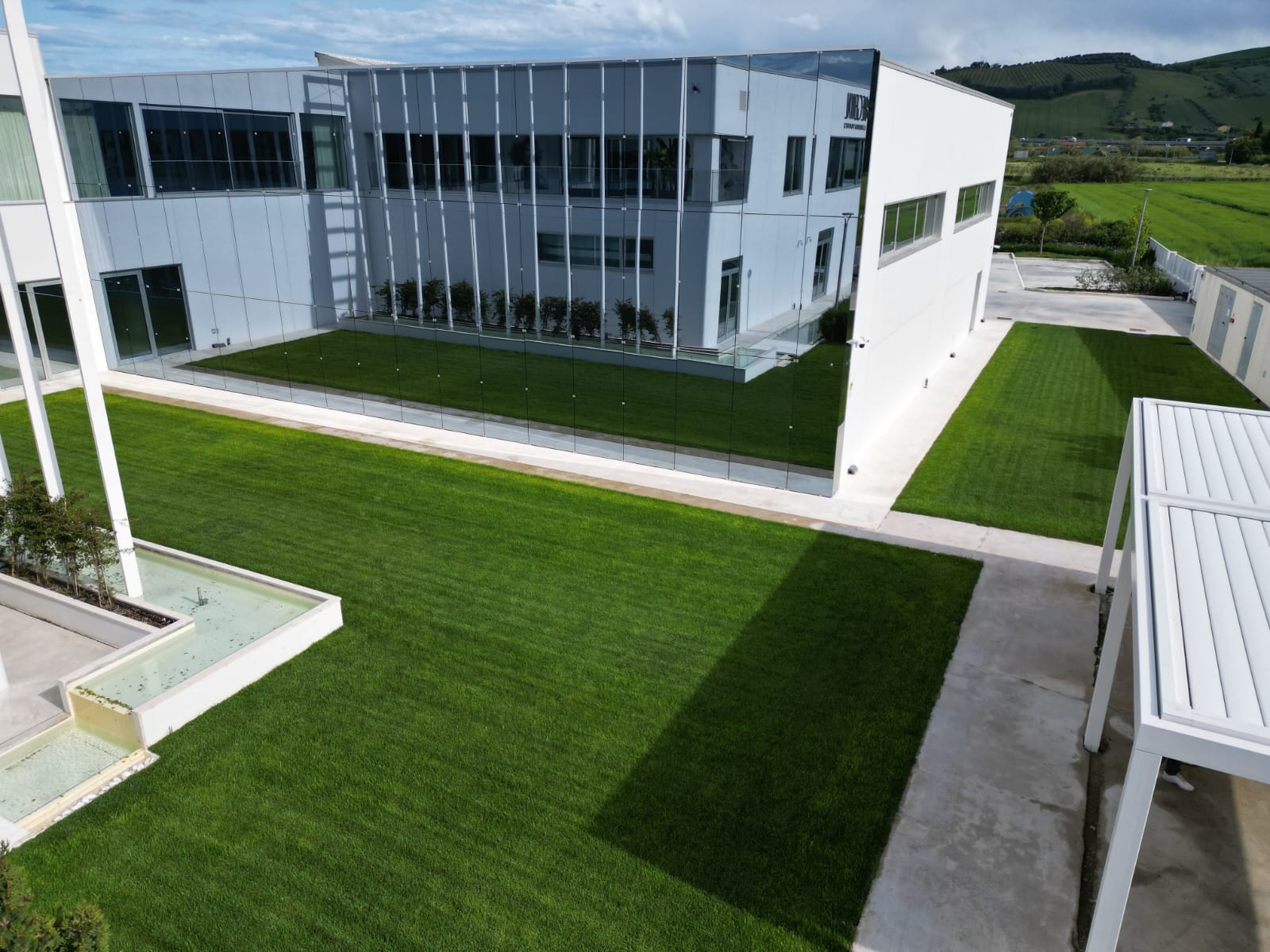 Regenyal Laboratories - Outdoor and Landscape by Dahlia Studios ...