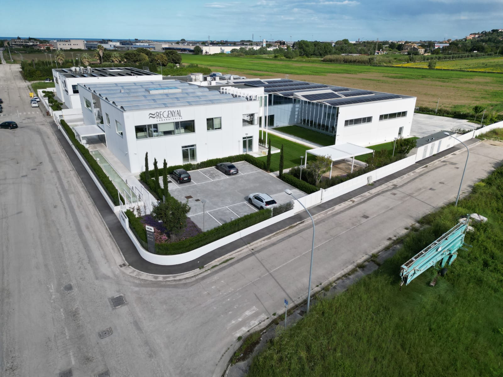 Regenyal Laboratories - Outdoor and Landscape by Dahlia Studios ...