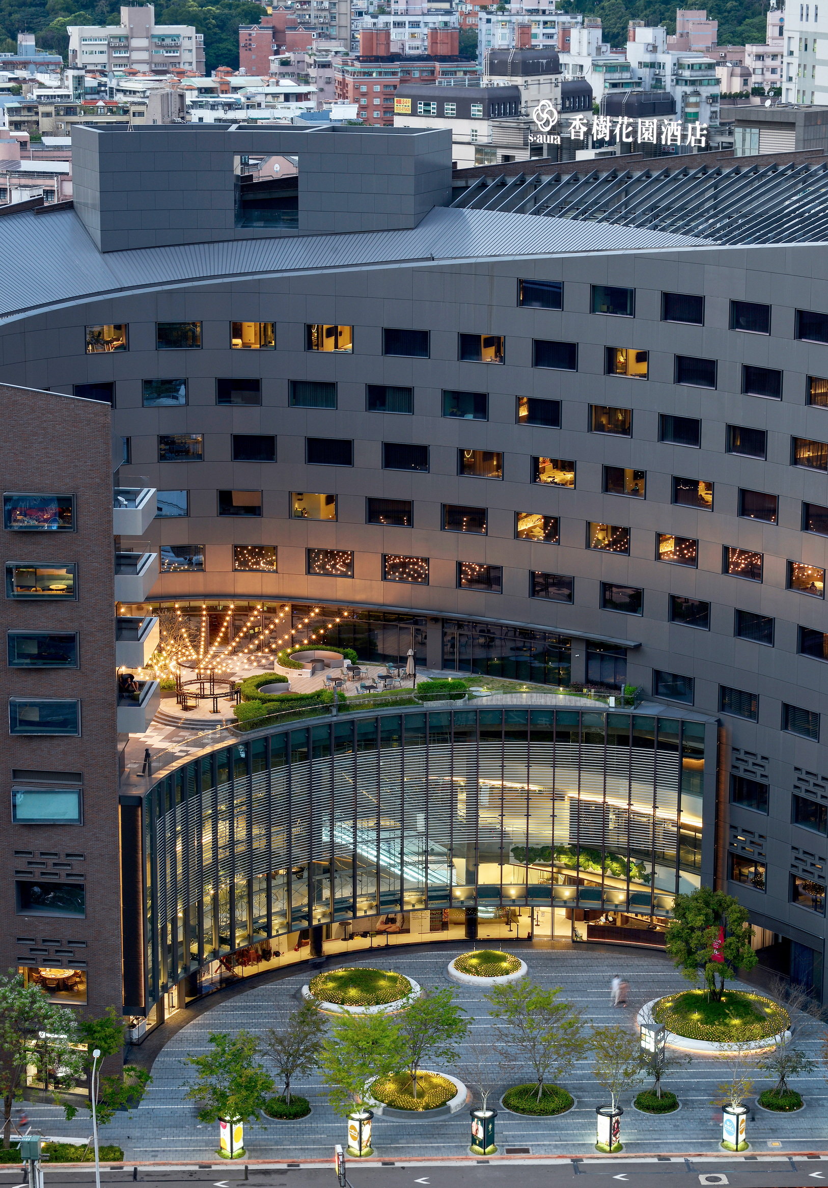 Hotel Indigo Taipei by KRIS YAO | ARTECH - Architizer