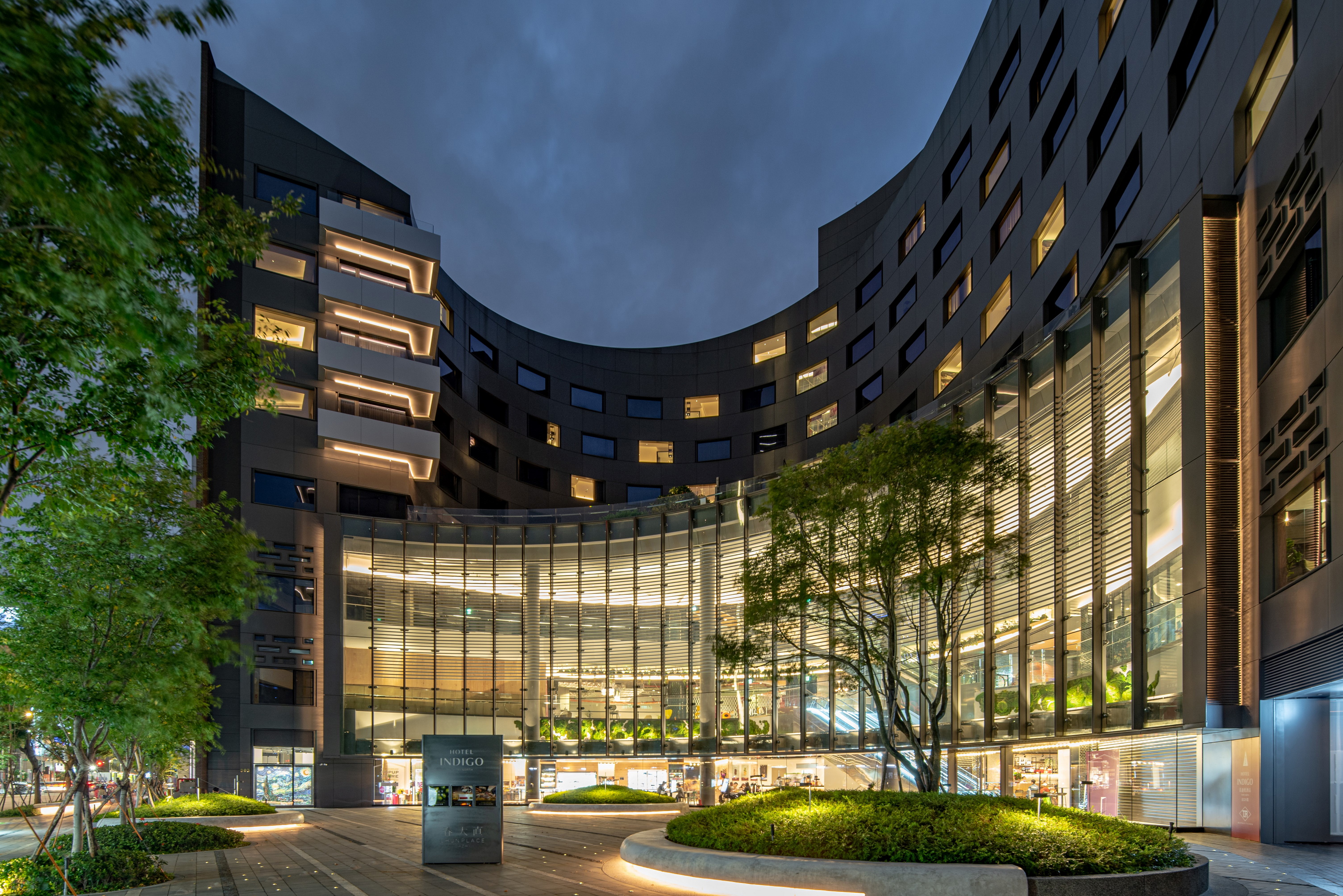 Hotel Indigo Taipei by KRIS YAO | ARTECH - Architizer