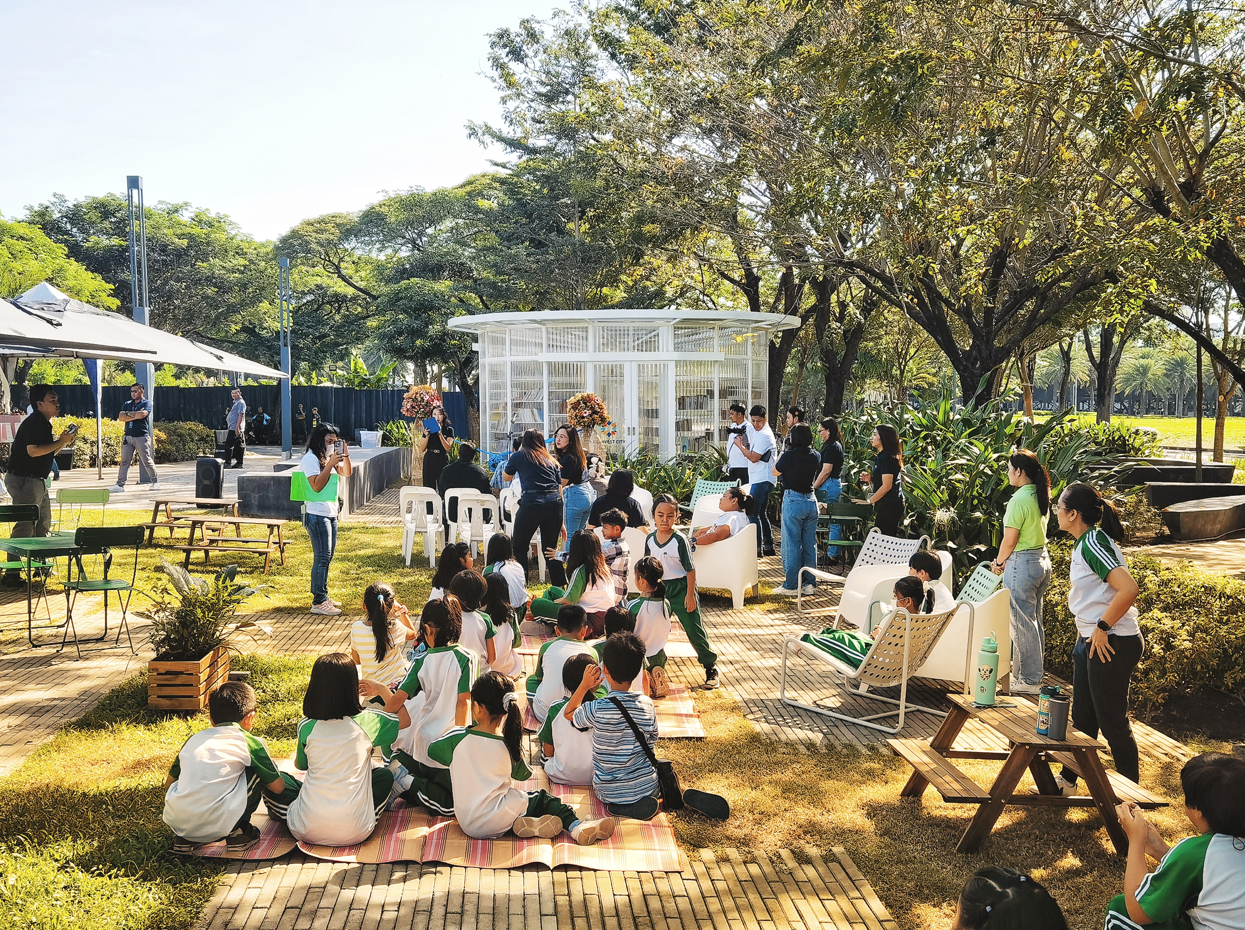 The Book Stop 5 by WTA Design Studio - Architizer