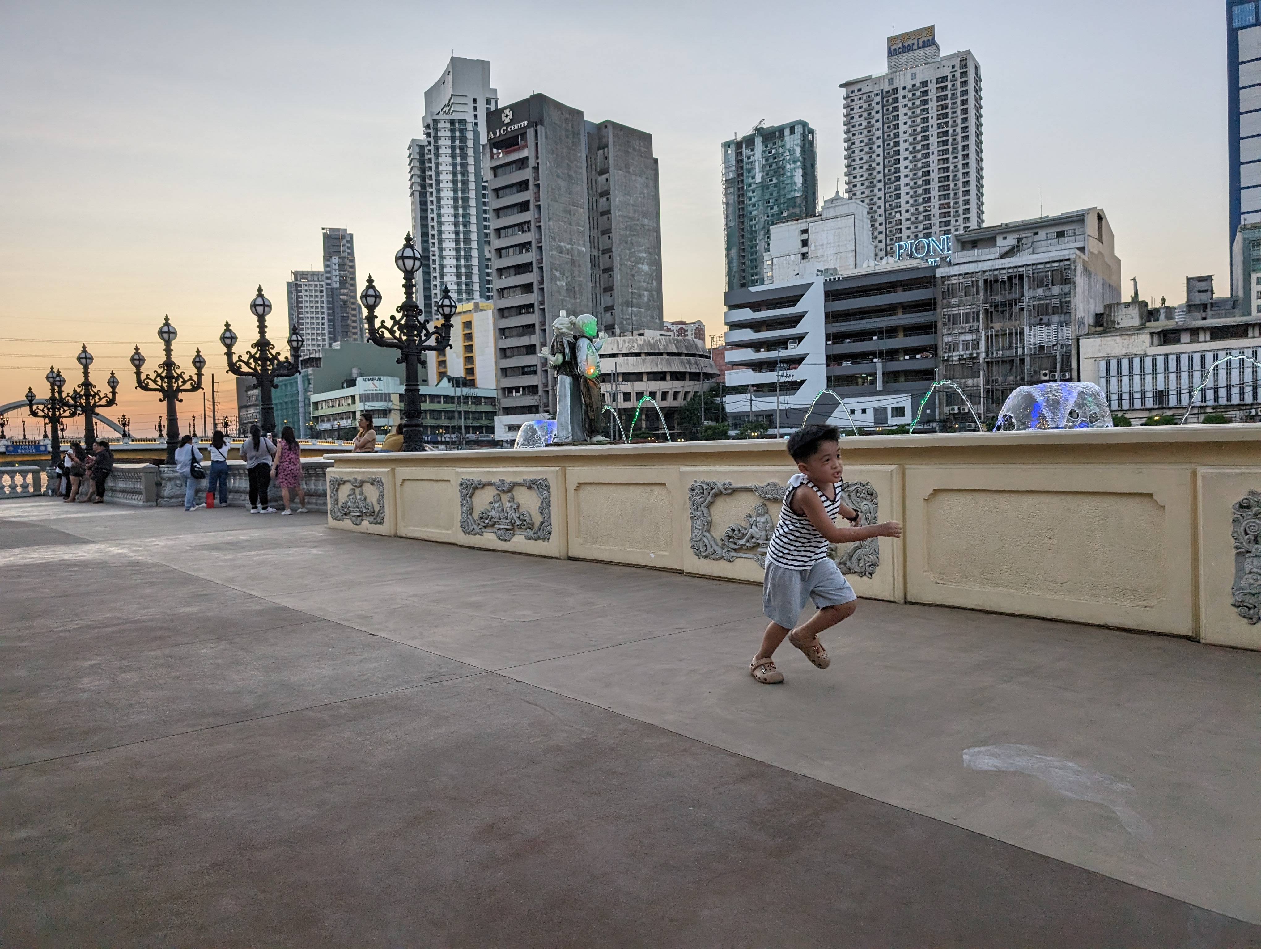 Idea 4096293: Pasig River Esplanade by WTA Architecture and Design ...