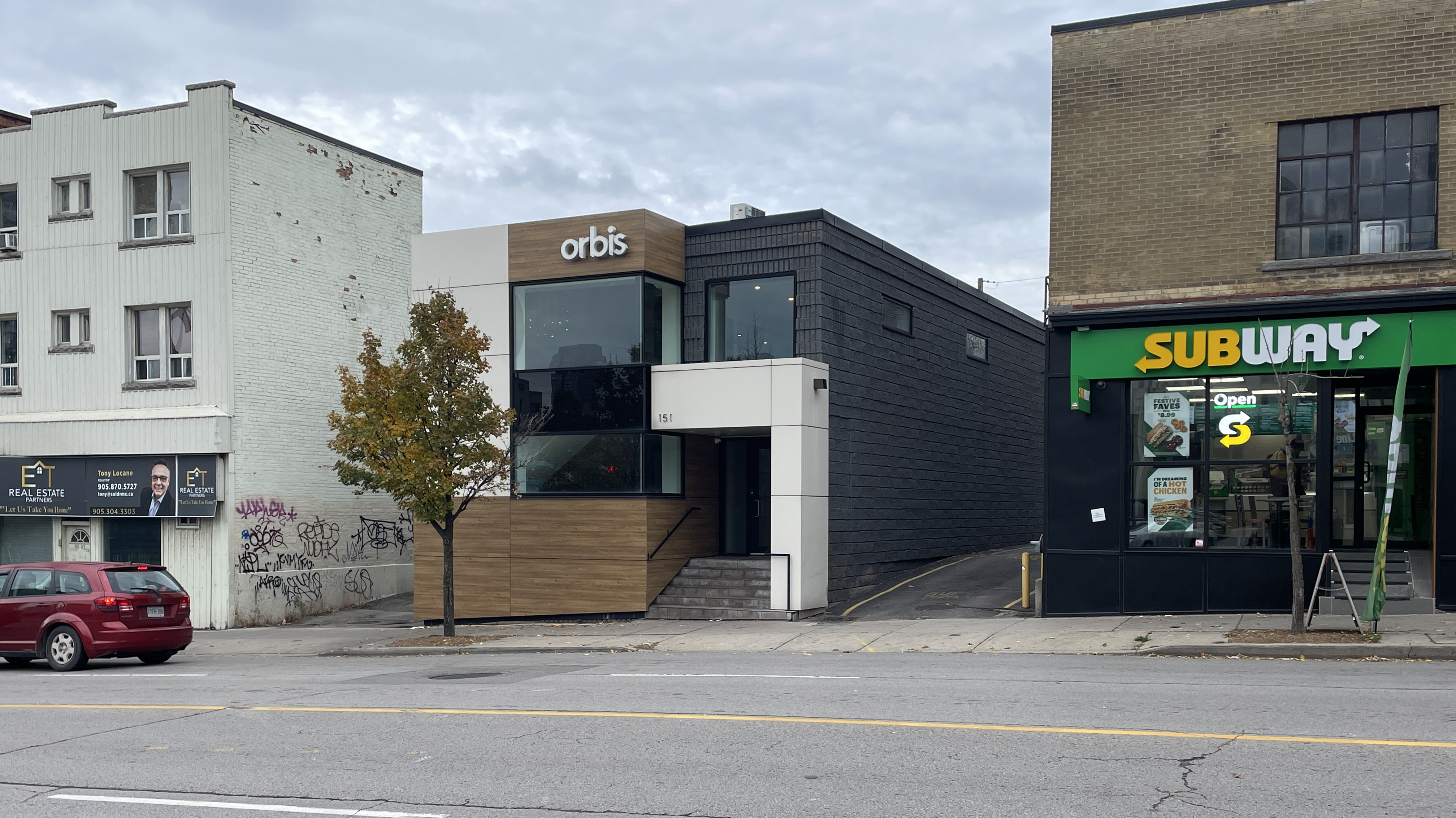 Adaptive Reuse for Boutique Office Building by Nicholas Jay Architect ...