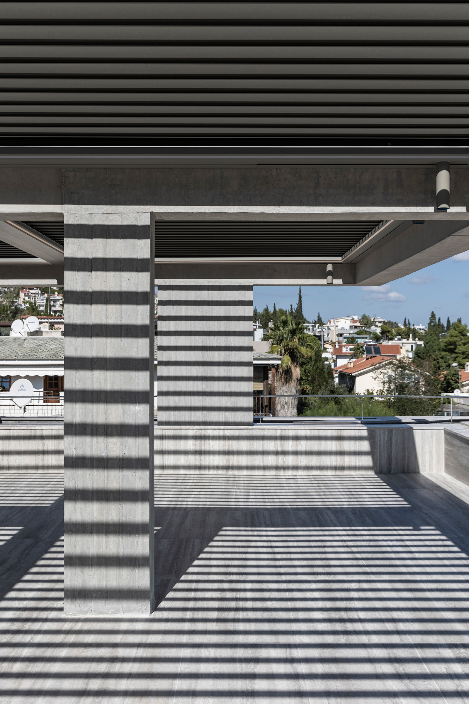 Triplex at Psychiko, Attica, Greece by Micromega - Architizer