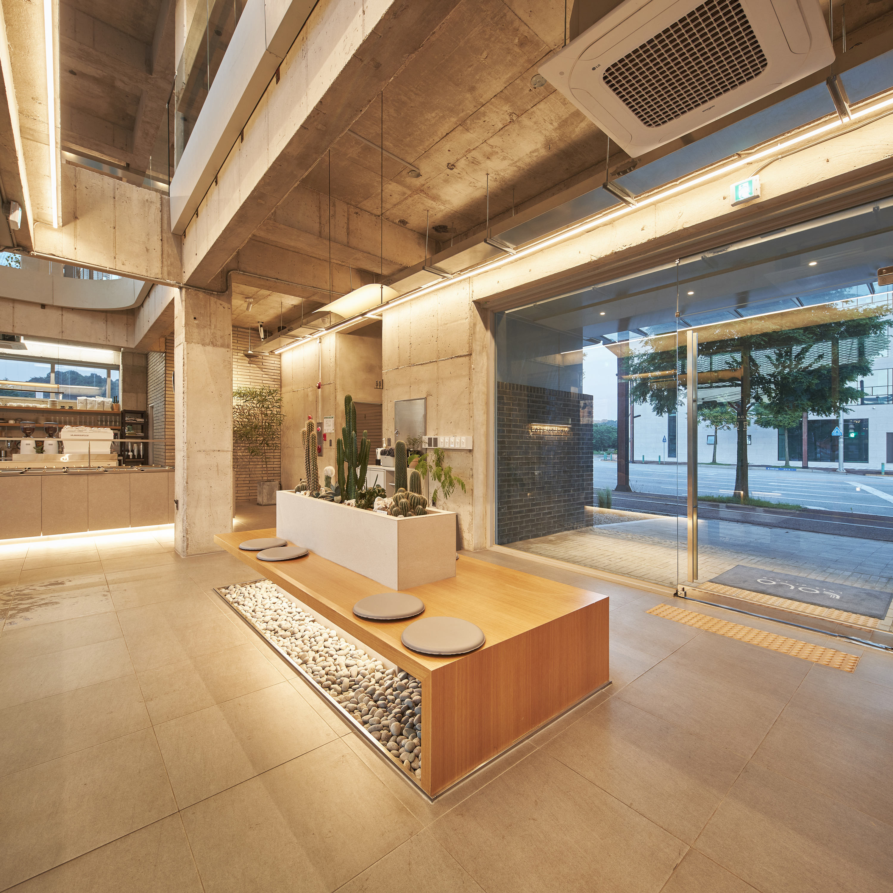 Cafe 'LOLO' by UTAA - Architizer