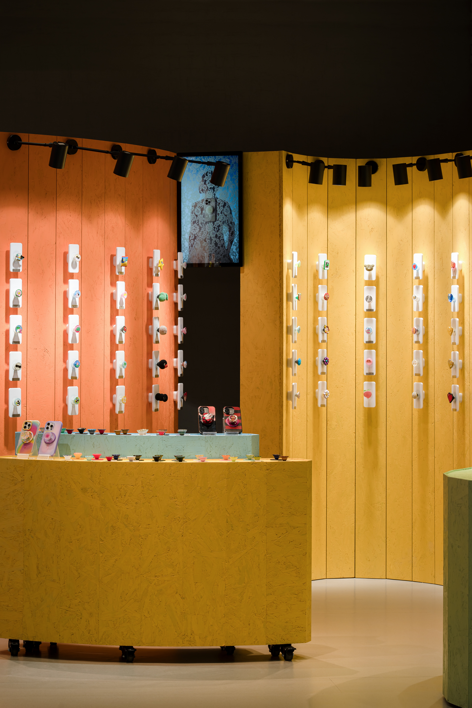 POPSOCKETS POP-UP Store by Tens Atelier - Architizer