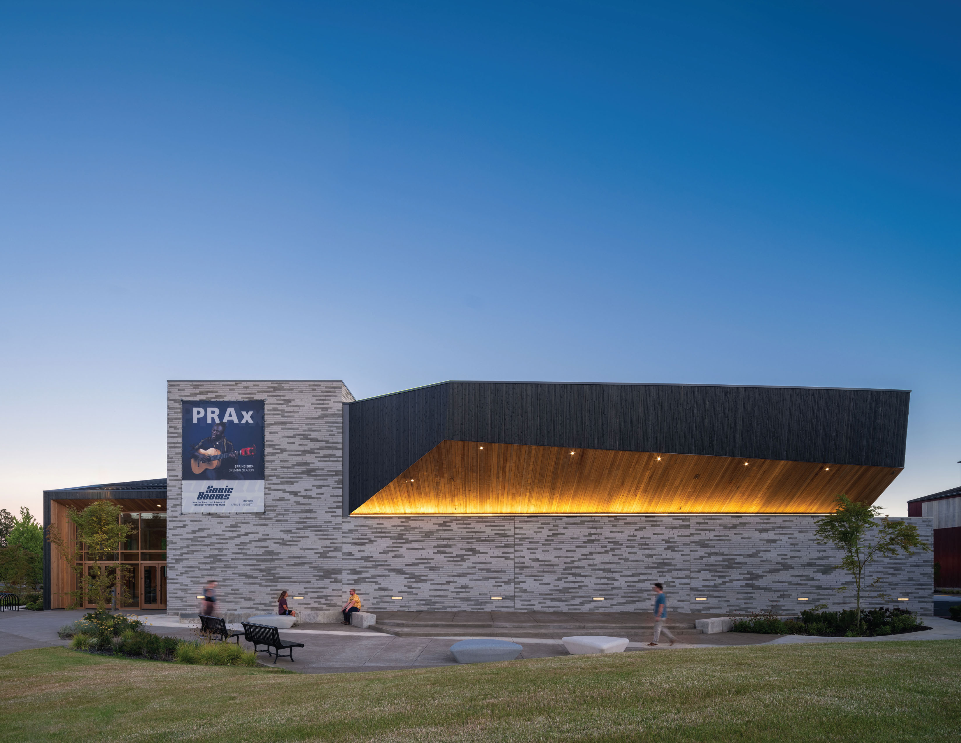 The Patricia Valian Reser Center for the Creative Arts by Holst ...