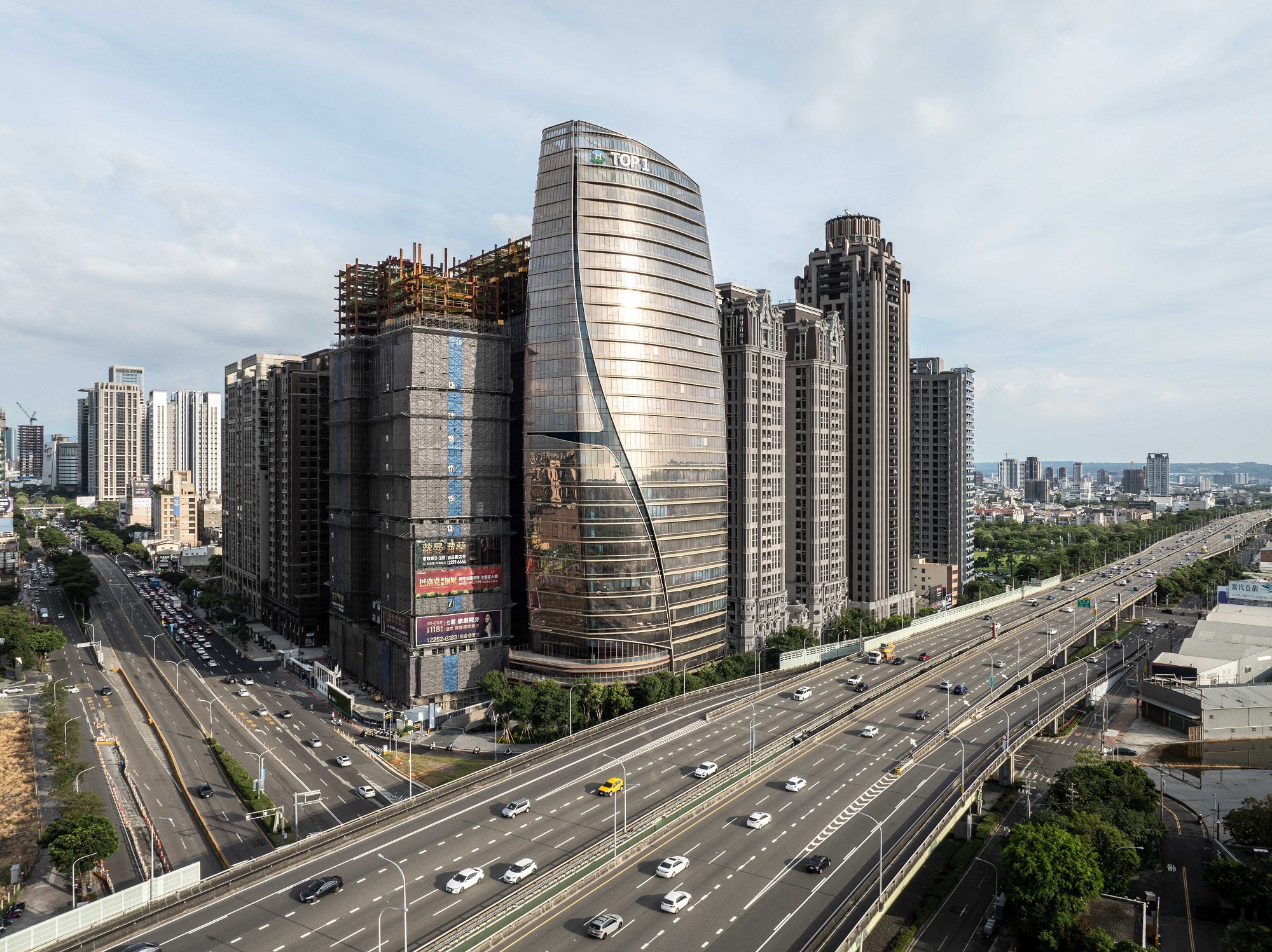 Taichung Top1 Global Trade Centre: A New Urban Icon in the City by ...
