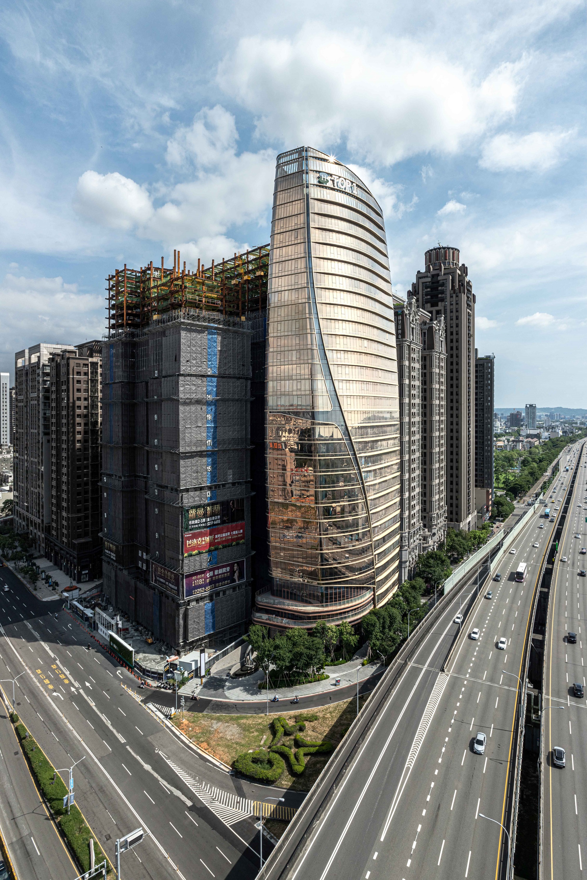Taichung Top1 Global Trade Centre: A New Urban Icon in the City by ...