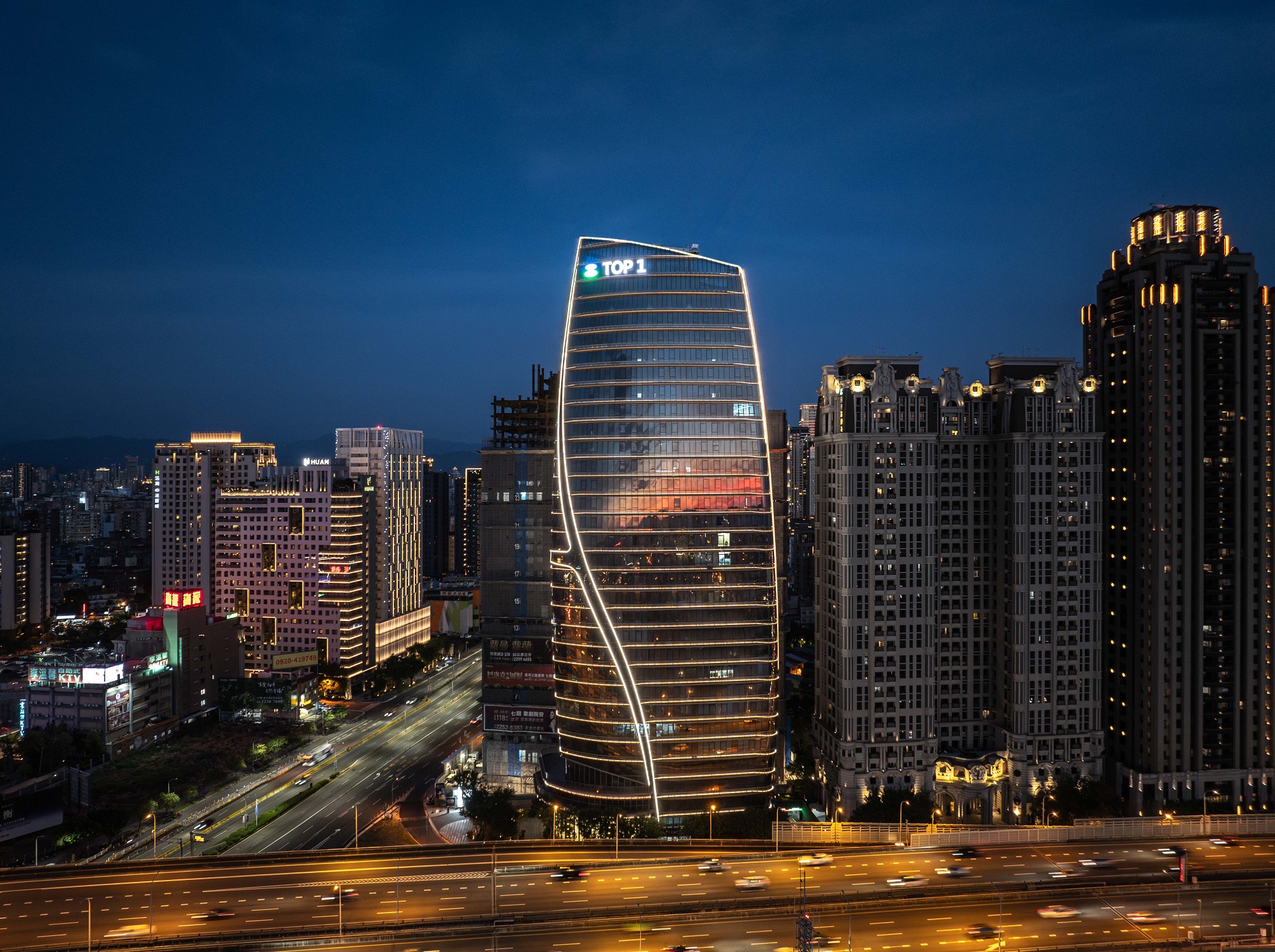 Taichung Top1 Global Trade Centre: A New Urban Icon in the City by ...