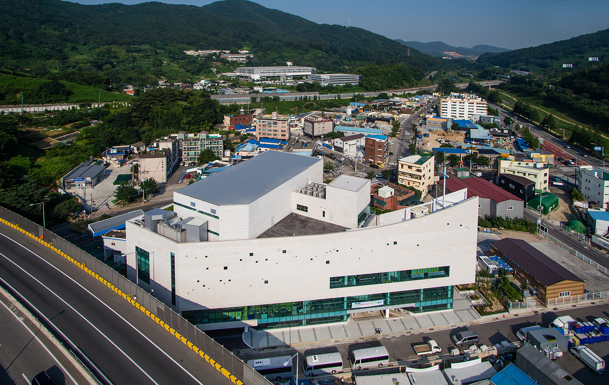 Yangsan Presbyterian Church by Seoinn Design Group - Architizer