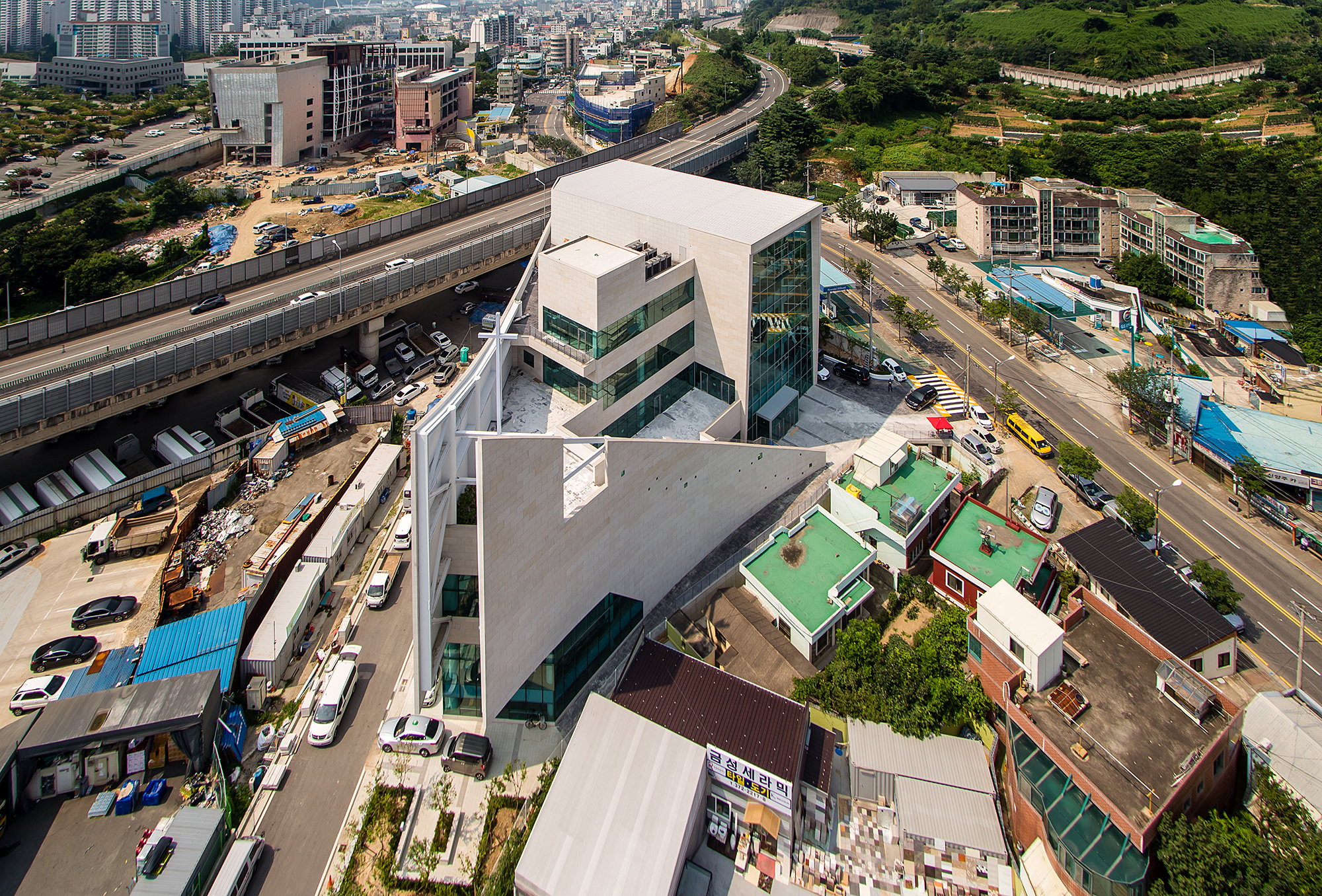 Yangsan Presbyterian Church by Seoinn Design Group - Architizer
