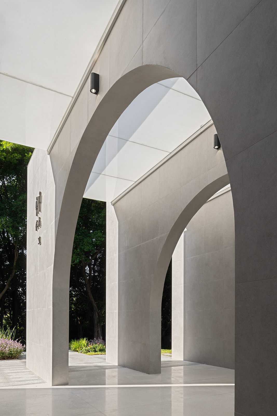 The Vessel of Light and Nature — Design of the Public Toilet at Shenzhen Garden Expo Park by ...