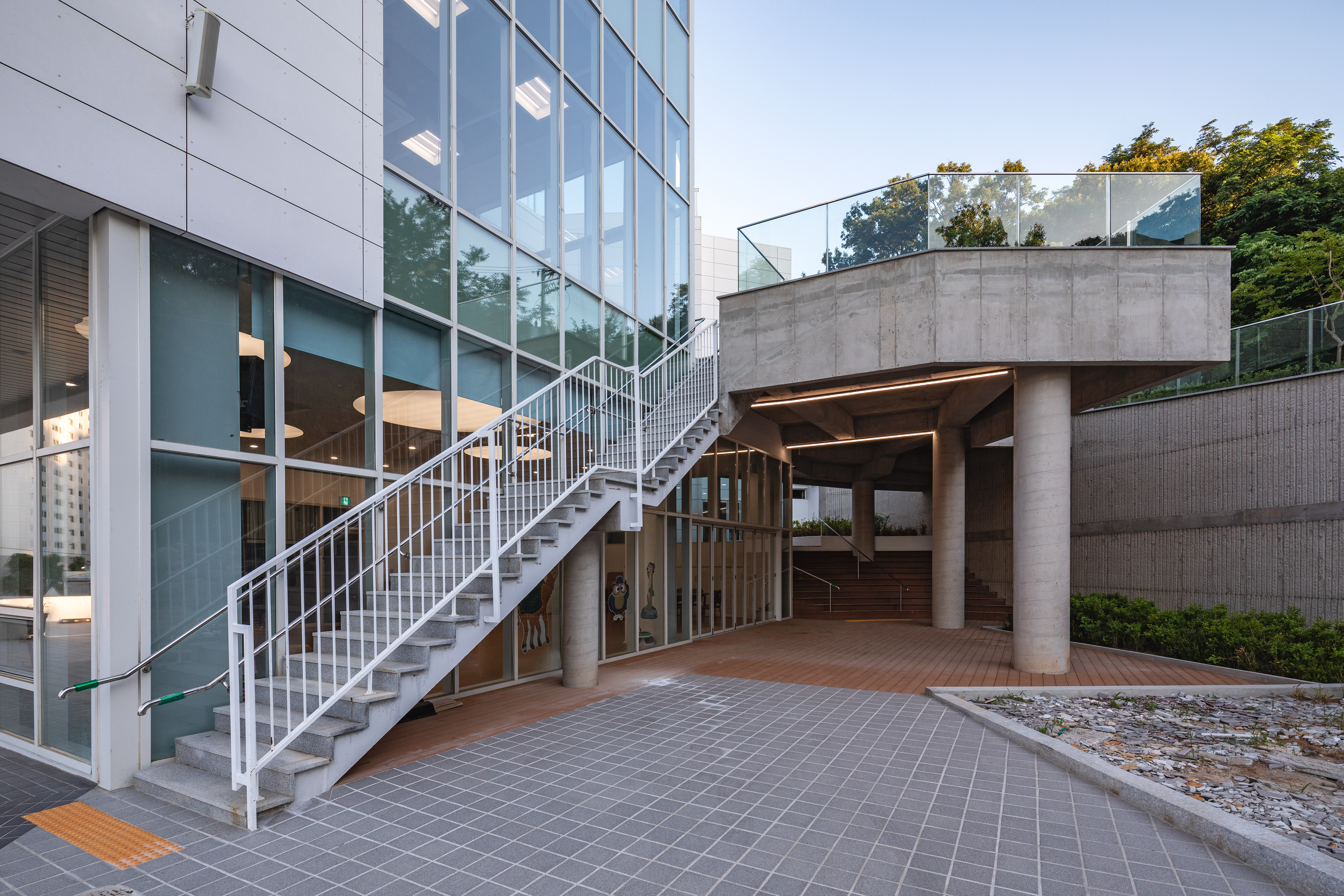 Sungin Presbyterian Church by Seoinn Design Group - Architizer