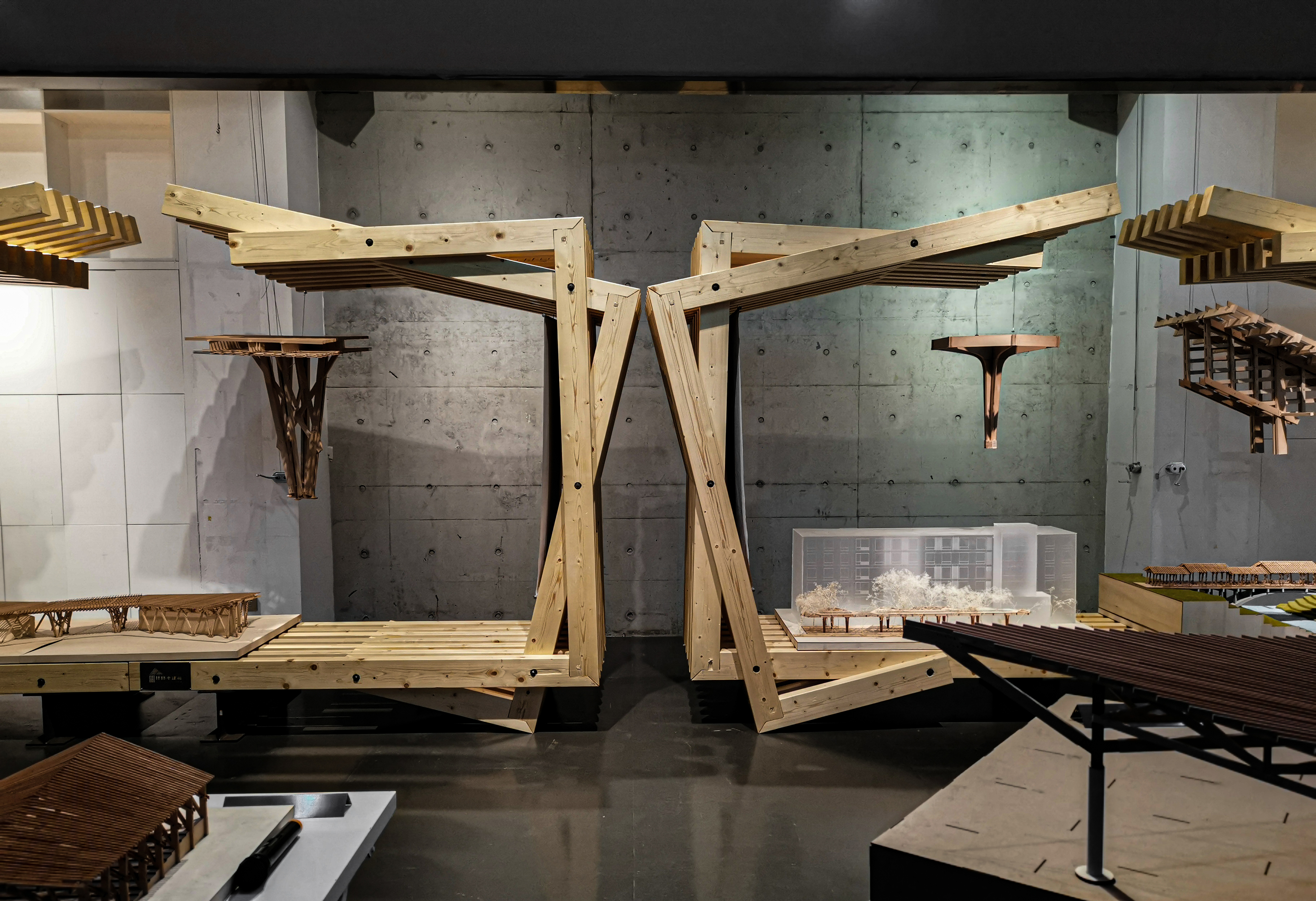 “Digital Wood Structure + Design Logic” Exhibition Design by Qing ...