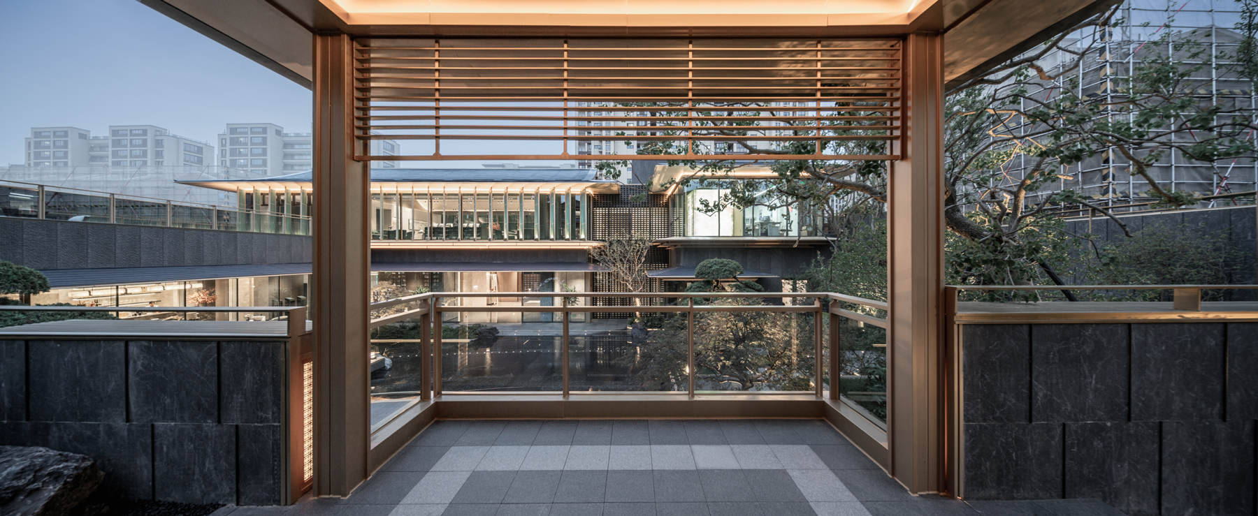 Zhongtian · Jing Yue Qing Lan "Multicolor Villa" by line+ studio ...