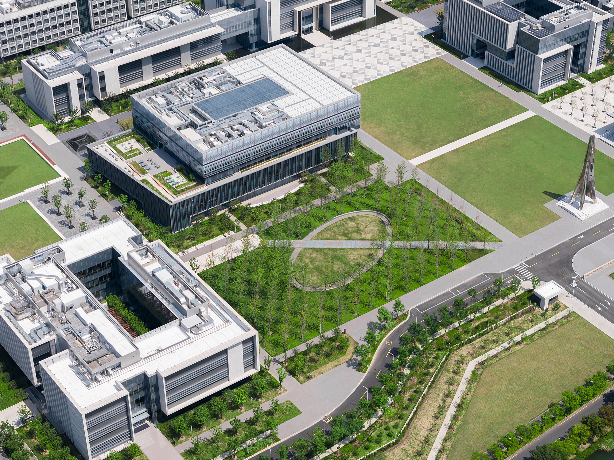 Dynamic Boundaries Linking Time and Space: Duke Kunshan University 14 ...