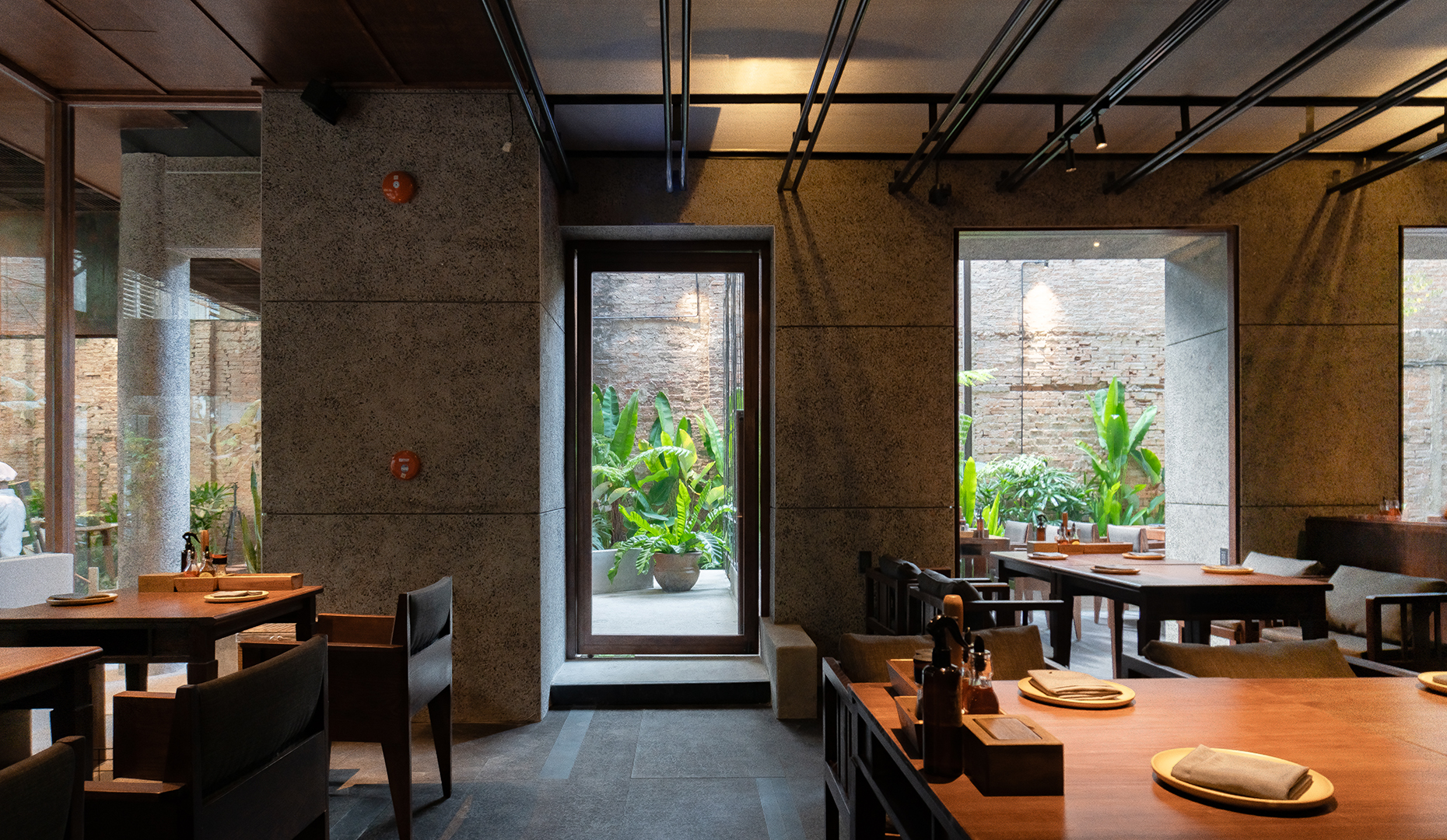 4P's Restaurant Hai Ba Trung by 324Praxis Architects - Architizer