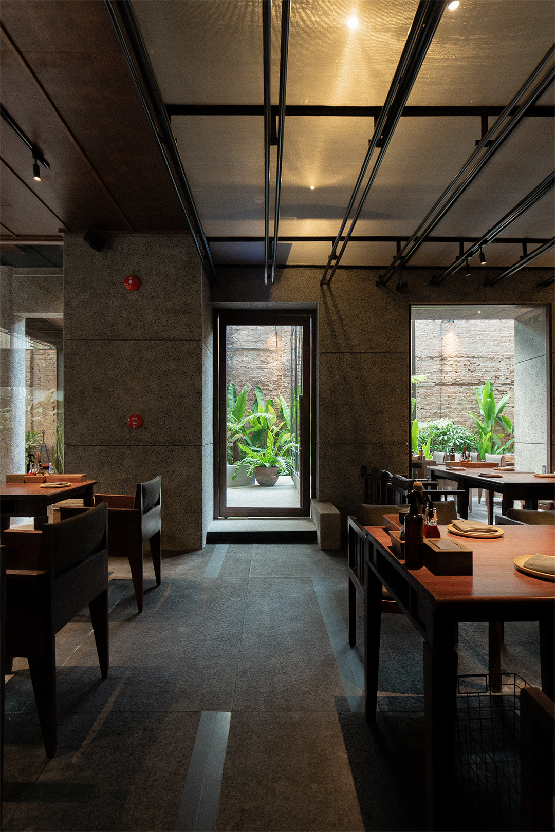 4P's Restaurant Hai Ba Trung by 324Praxis Architects - Architizer