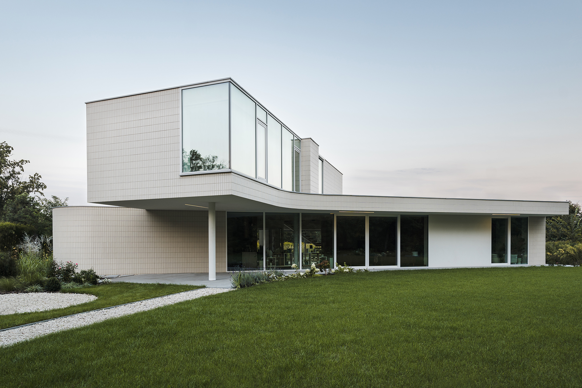 SWOOSH HOUSE by pawel lis architekci - Architizer