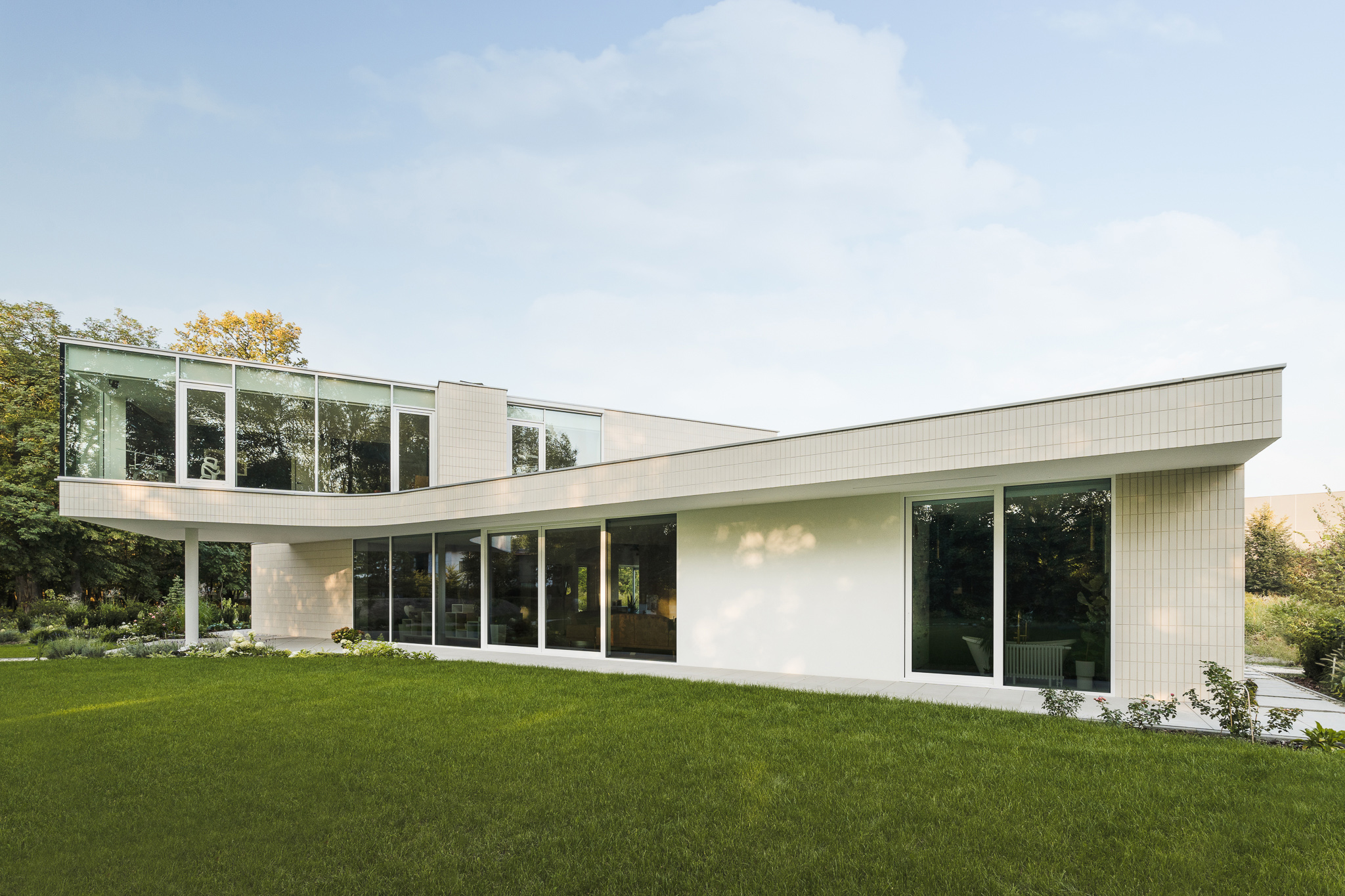 SWOOSH HOUSE by pawel lis architekci - Architizer
