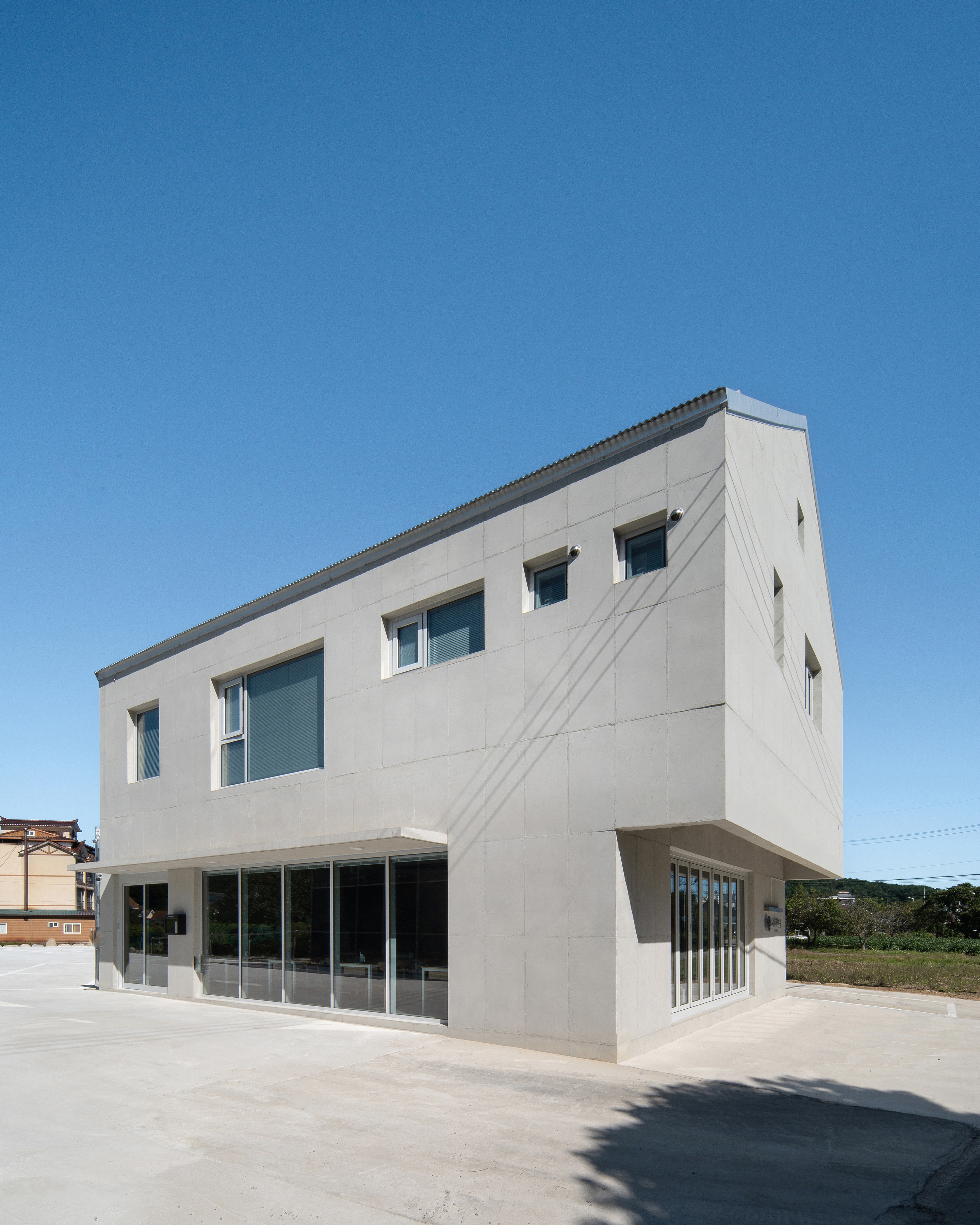 Jin House by Narrative Architects - Architizer