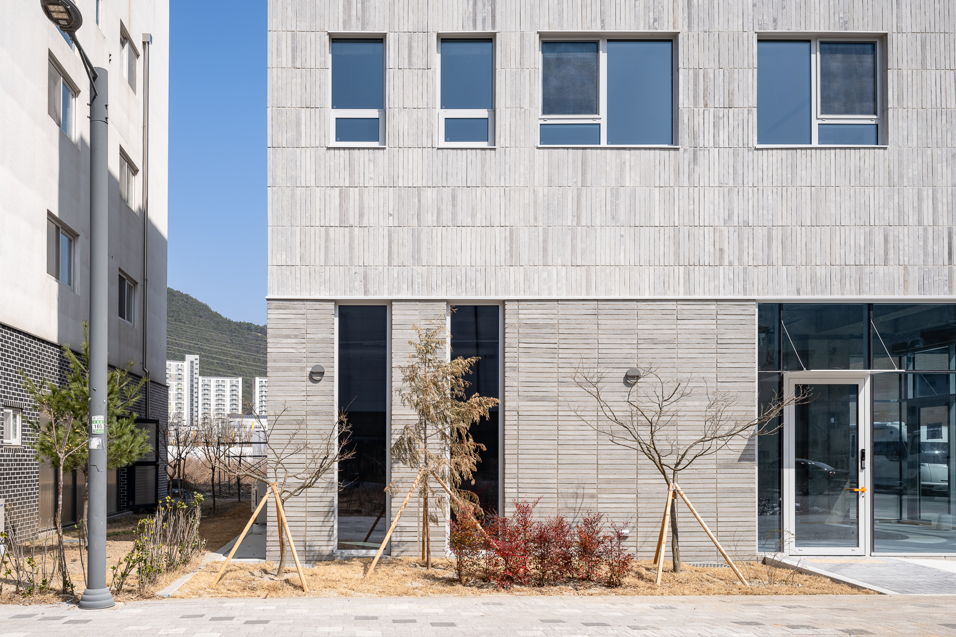 Daegu Yeongyeong-dong commercial-residential building by UTAA - Architizer
