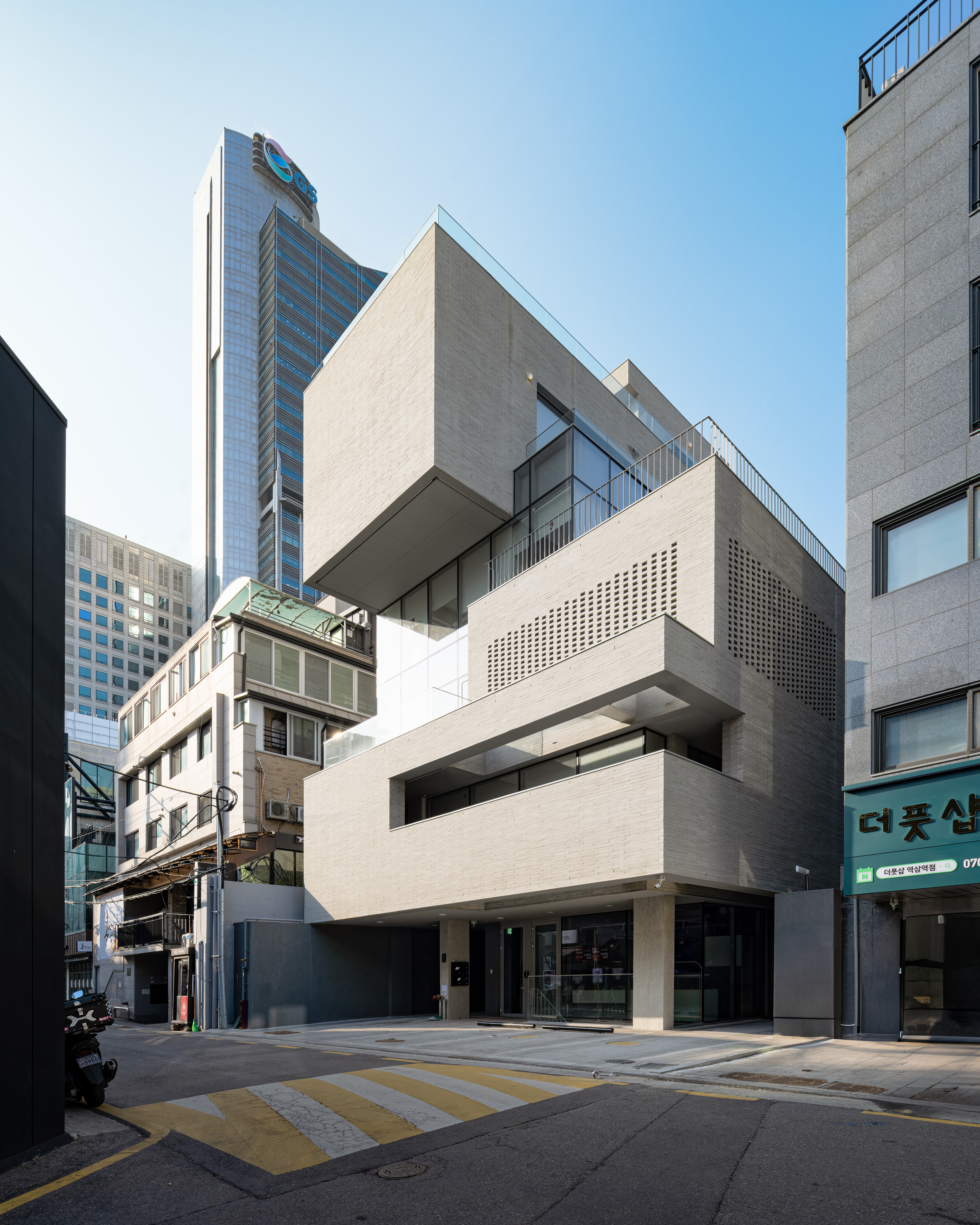 Yeoksam-dong 'B company' by UTAA - Architizer