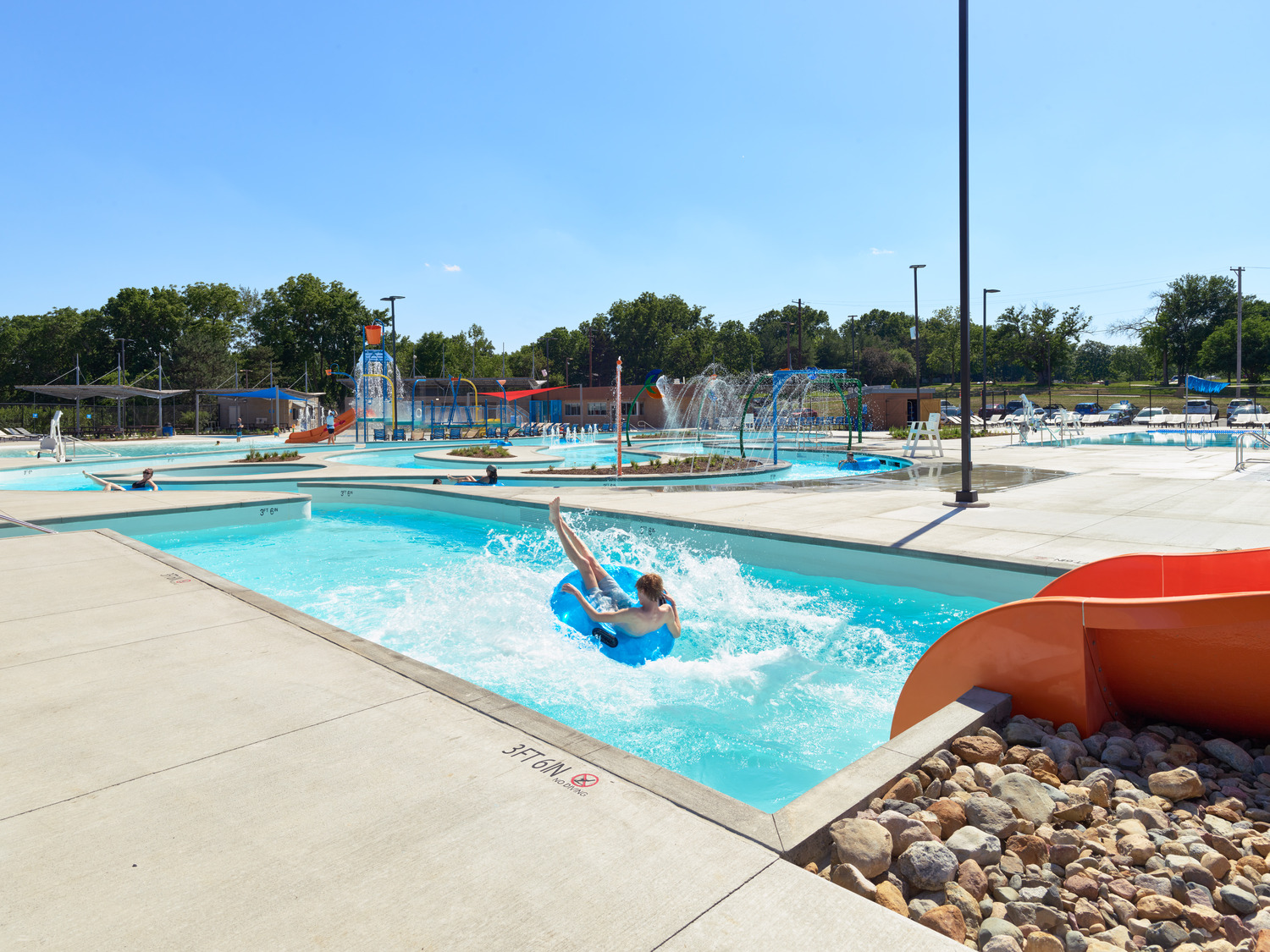 Sar-Ko-Par Aquatic Center by Confluence, Inc. - Architizer