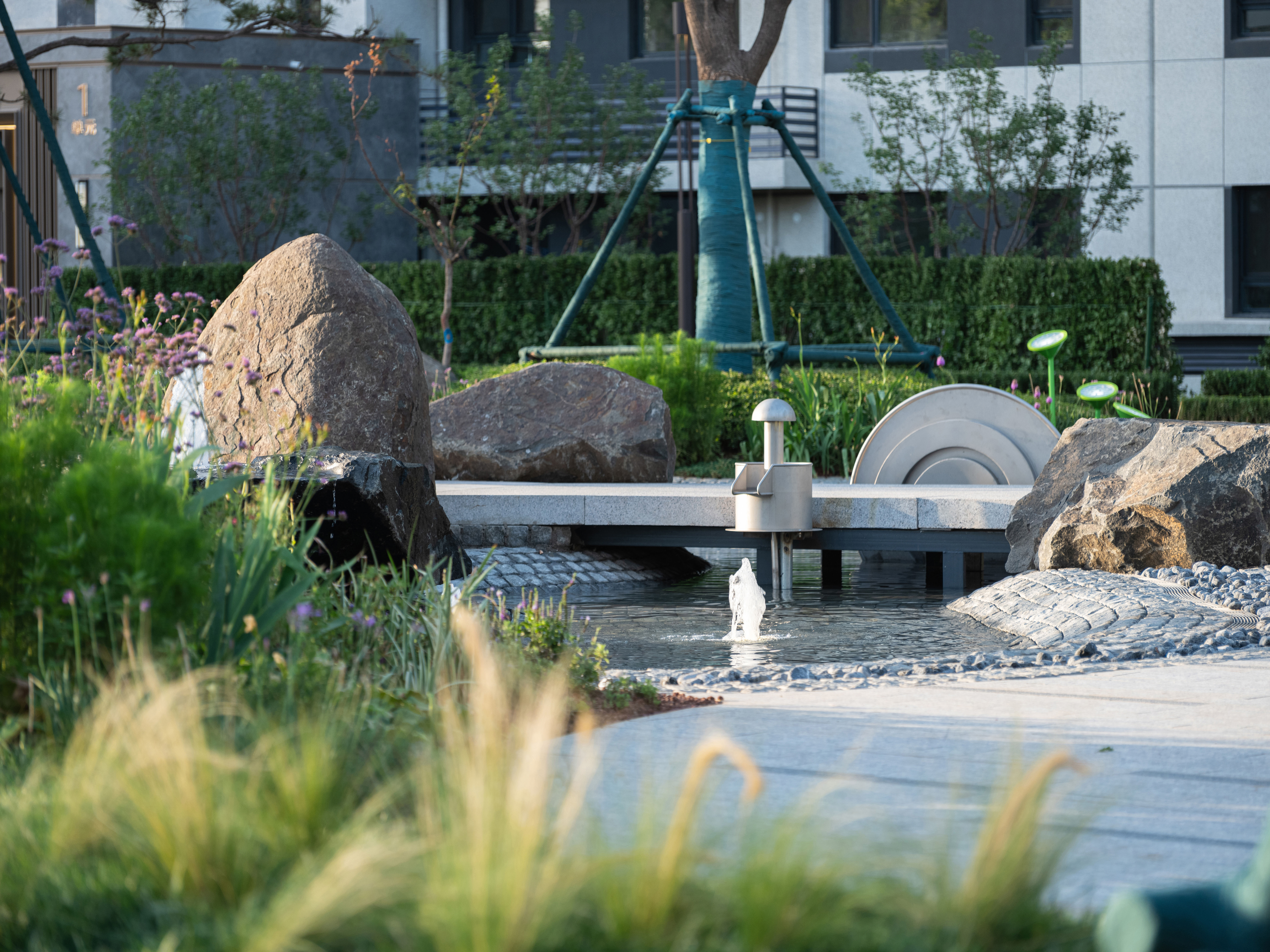 Boulder Park: The First 3D Concrete-Printed Playground by XISUI Design ...