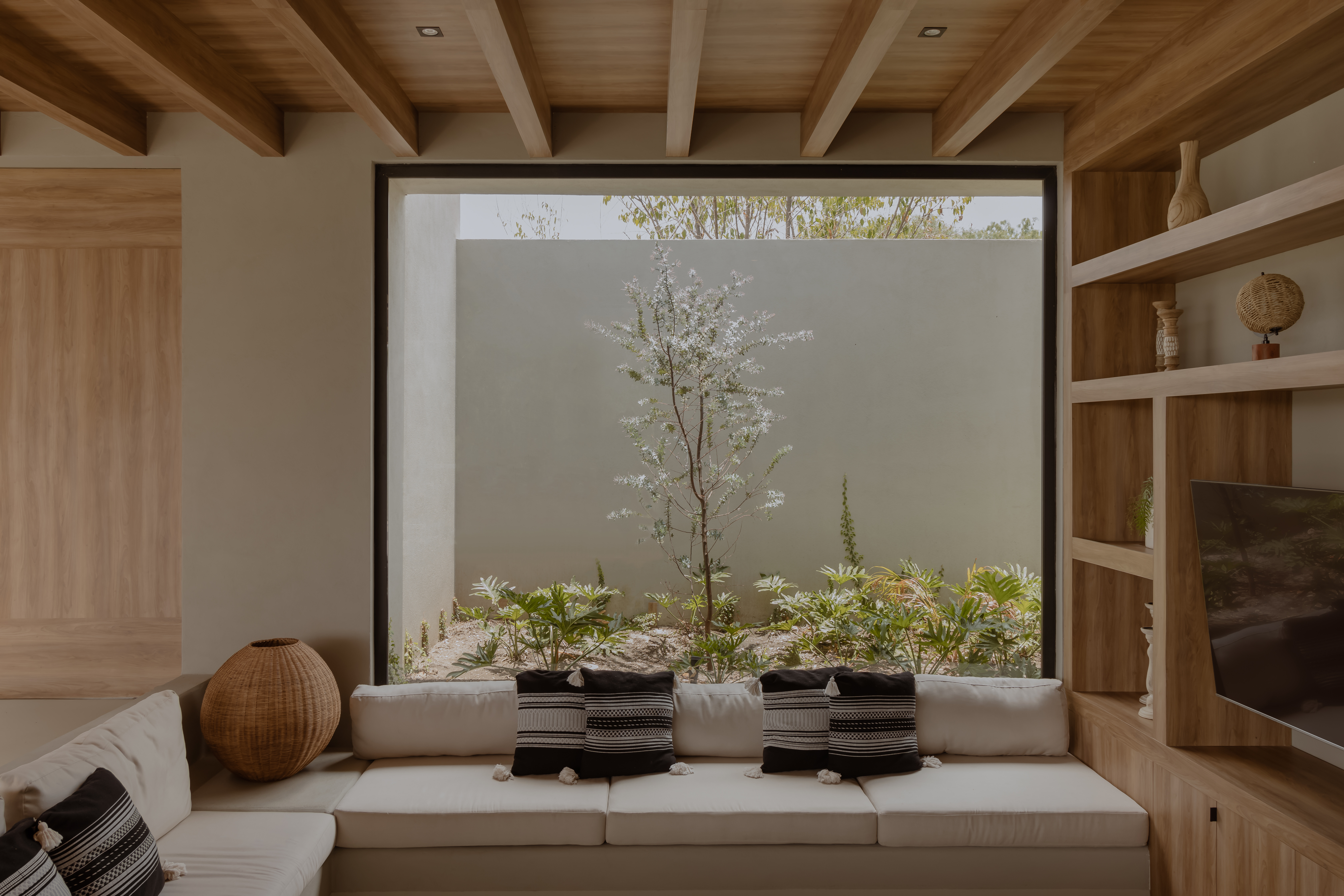 Casa Pirul by Romero de la Mora architecture & development - Architizer